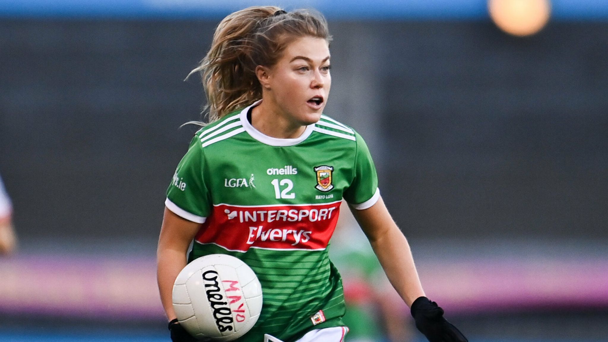 Ladies football: The perfect background? Claire Molloy, Niamh Fahey and ...