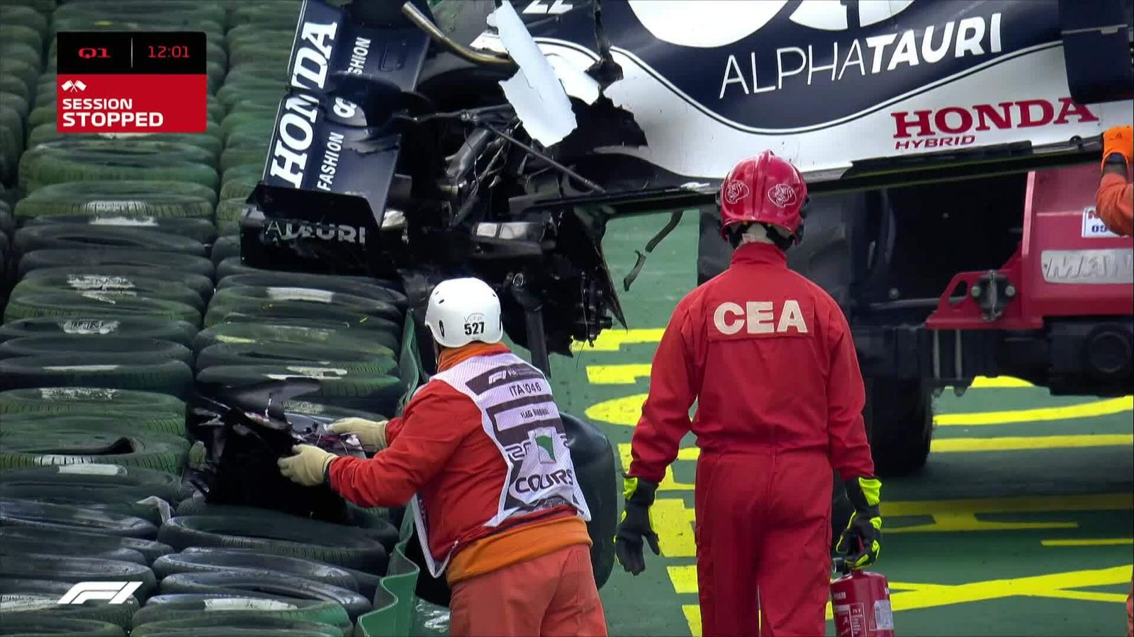 Tsunoda crashes in qualifying | F1 News | Sky Sports