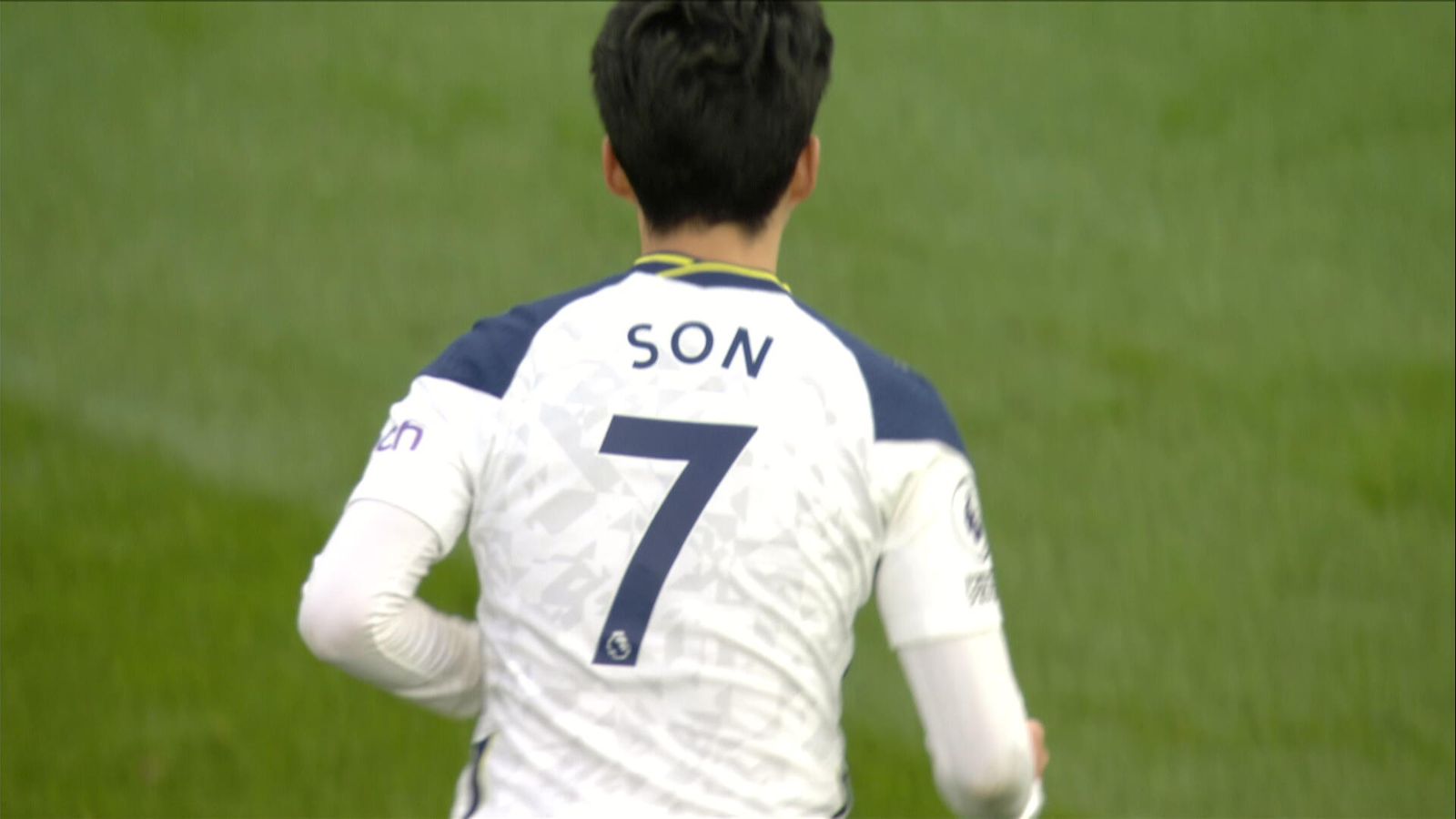 Son pen gives Spurs the lead! (90) | Football News | Sky Sports