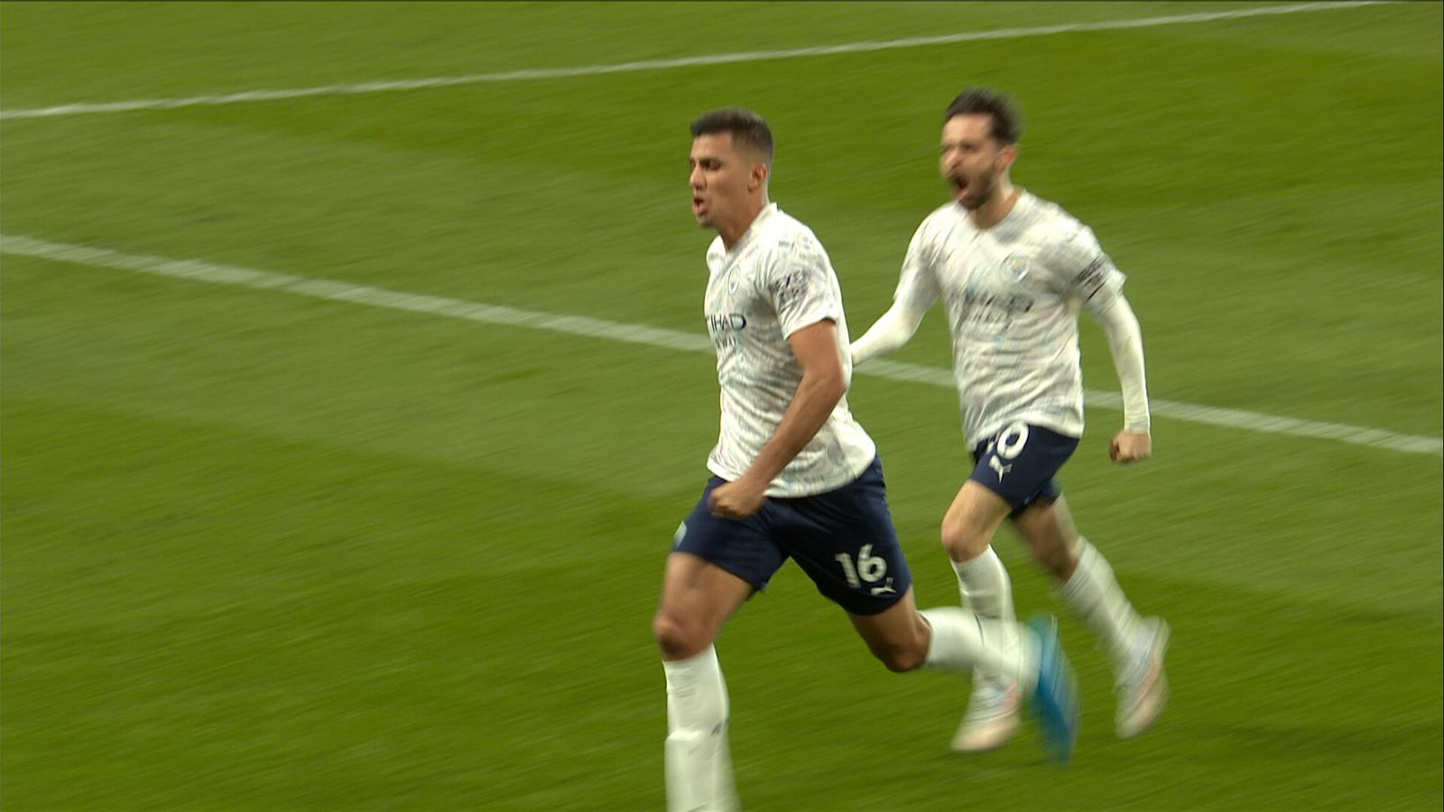 Rodri heads City into the lead! (40) | Football News | Sky Sports