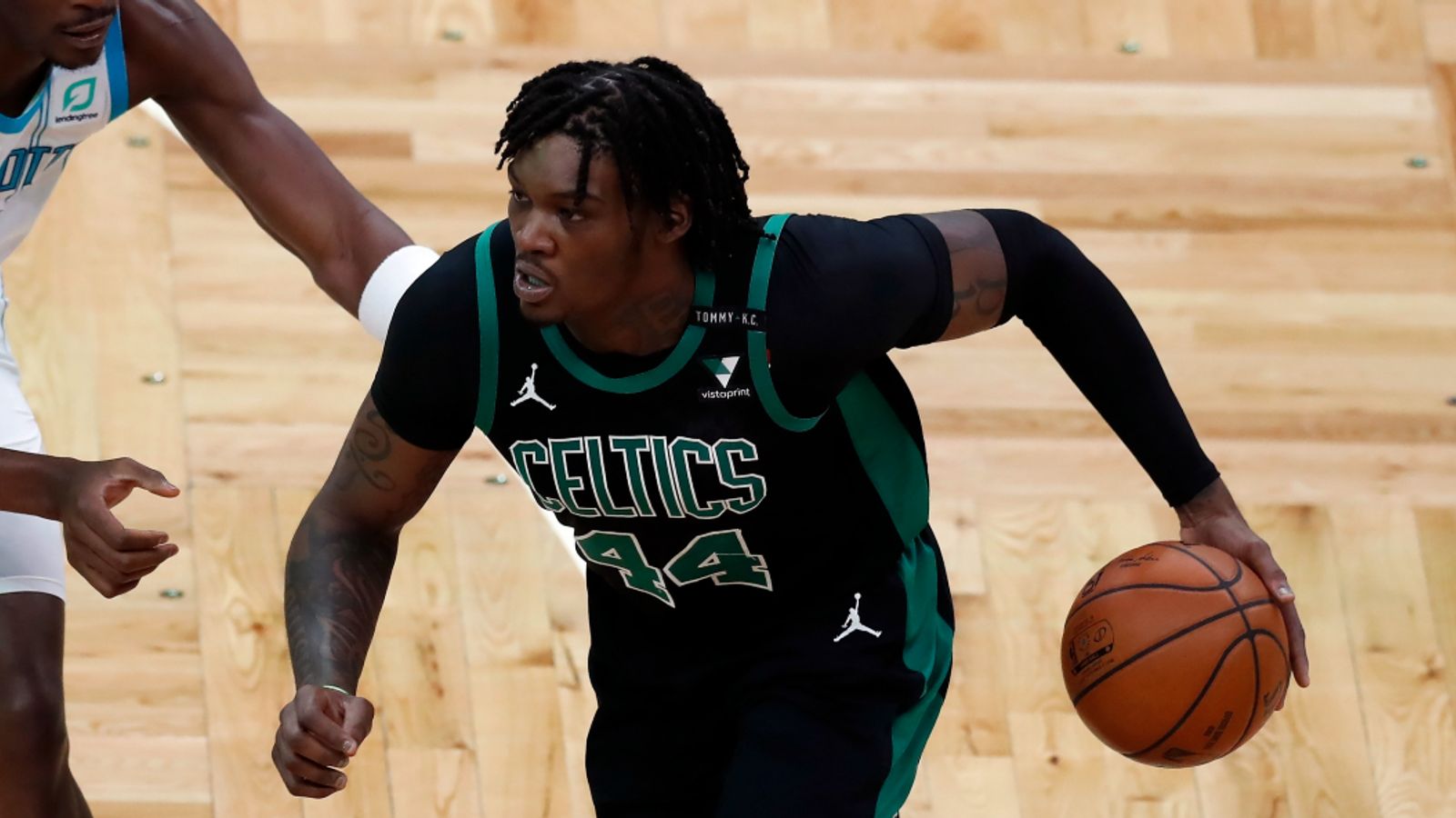 Williams III goes sky-high for the big oop | NBA News | Sky Sports