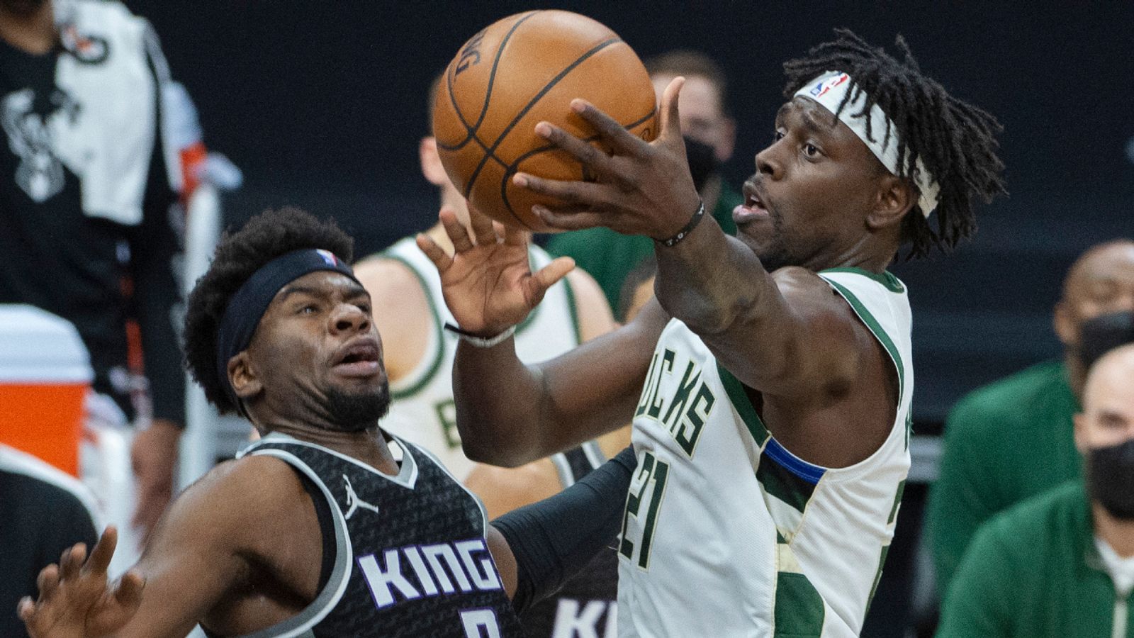 Milwaukee Bucks' Jrue Holiday agrees to four-year extension worth up to ...
