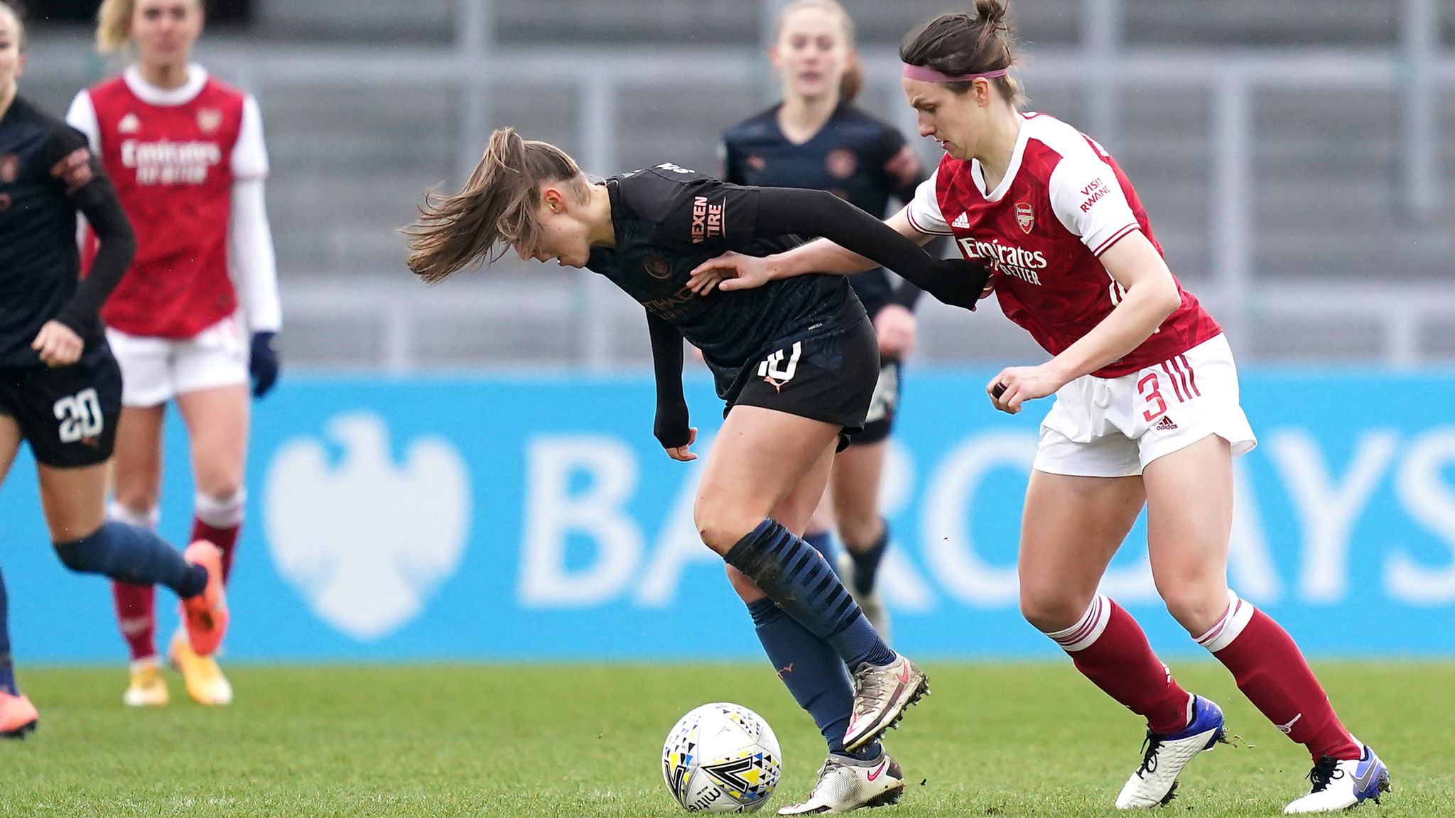 Lotte Wubben-Moy: England centre-back ready to take chance against ...