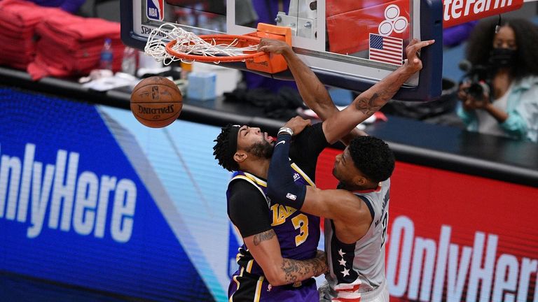 Phoenix Suns book return to the play-offs with win over Los Angeles Clippers | NBA News | Sky Sports