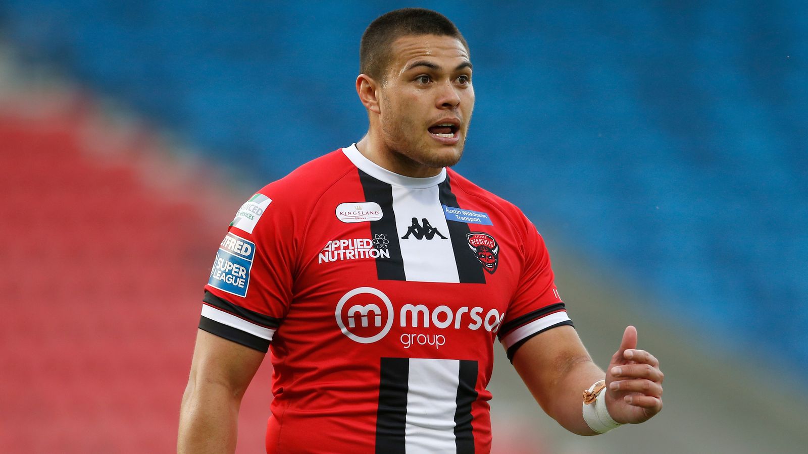 Tui Lolohea: Half-back leaves Salford Red Devils to link up with Ian ...