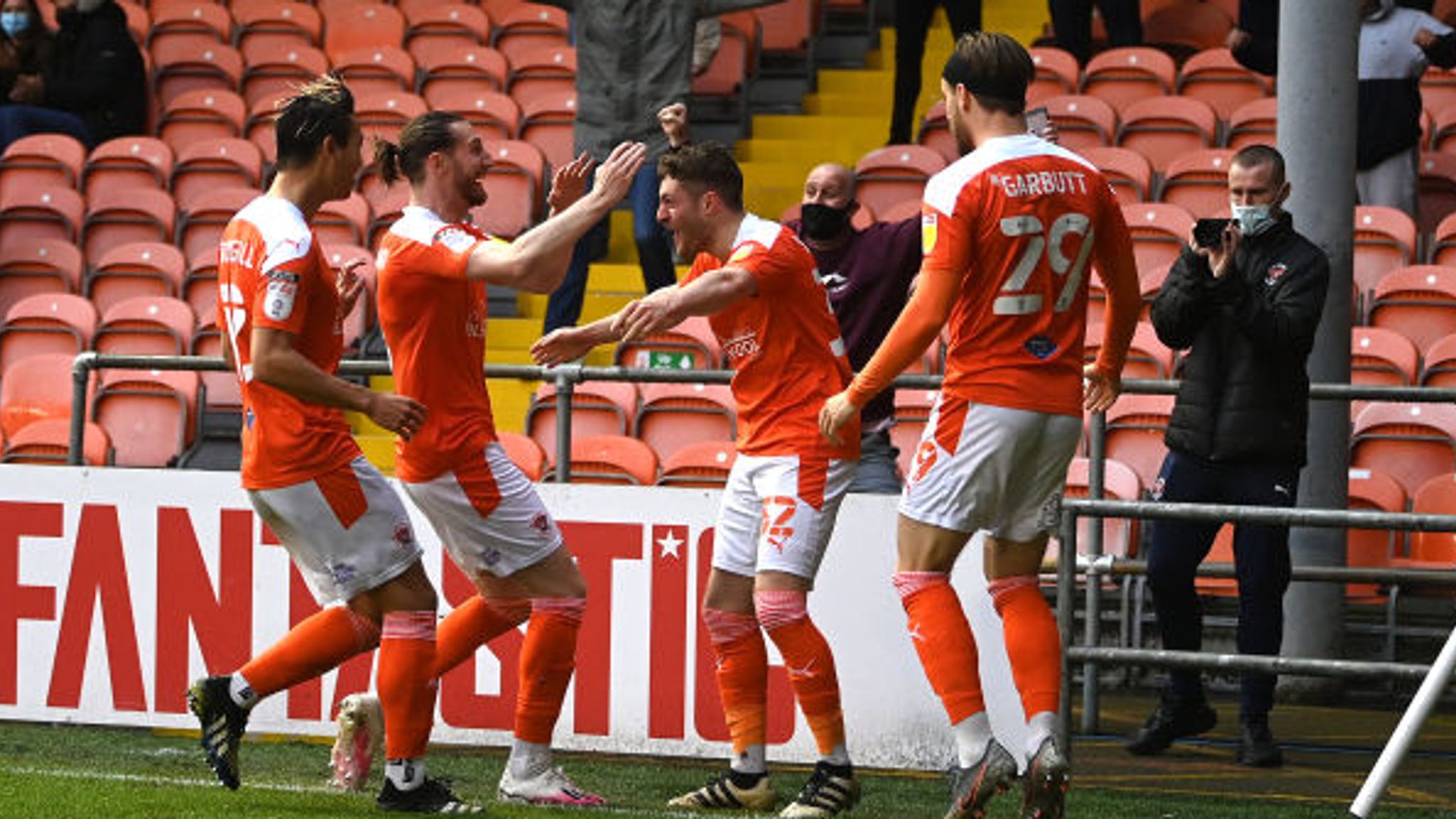 Blackpool 3 - 3 Oxford Utd - Match Report & Highlights