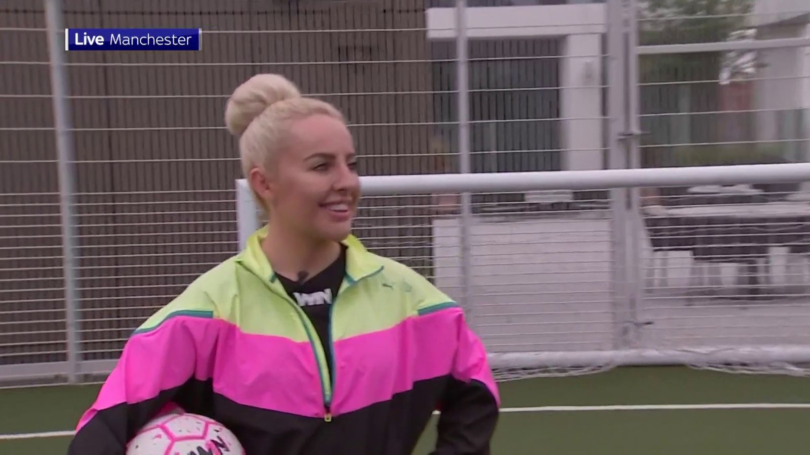 Liv Cooke's freestyle masterclass | Football News | Sky Sports