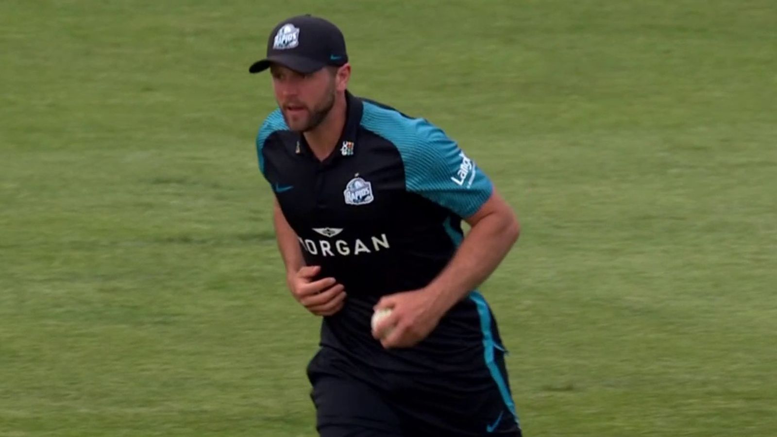 Ross Whiteley takes superb diving catch in Vitality Blast | Cricket ...