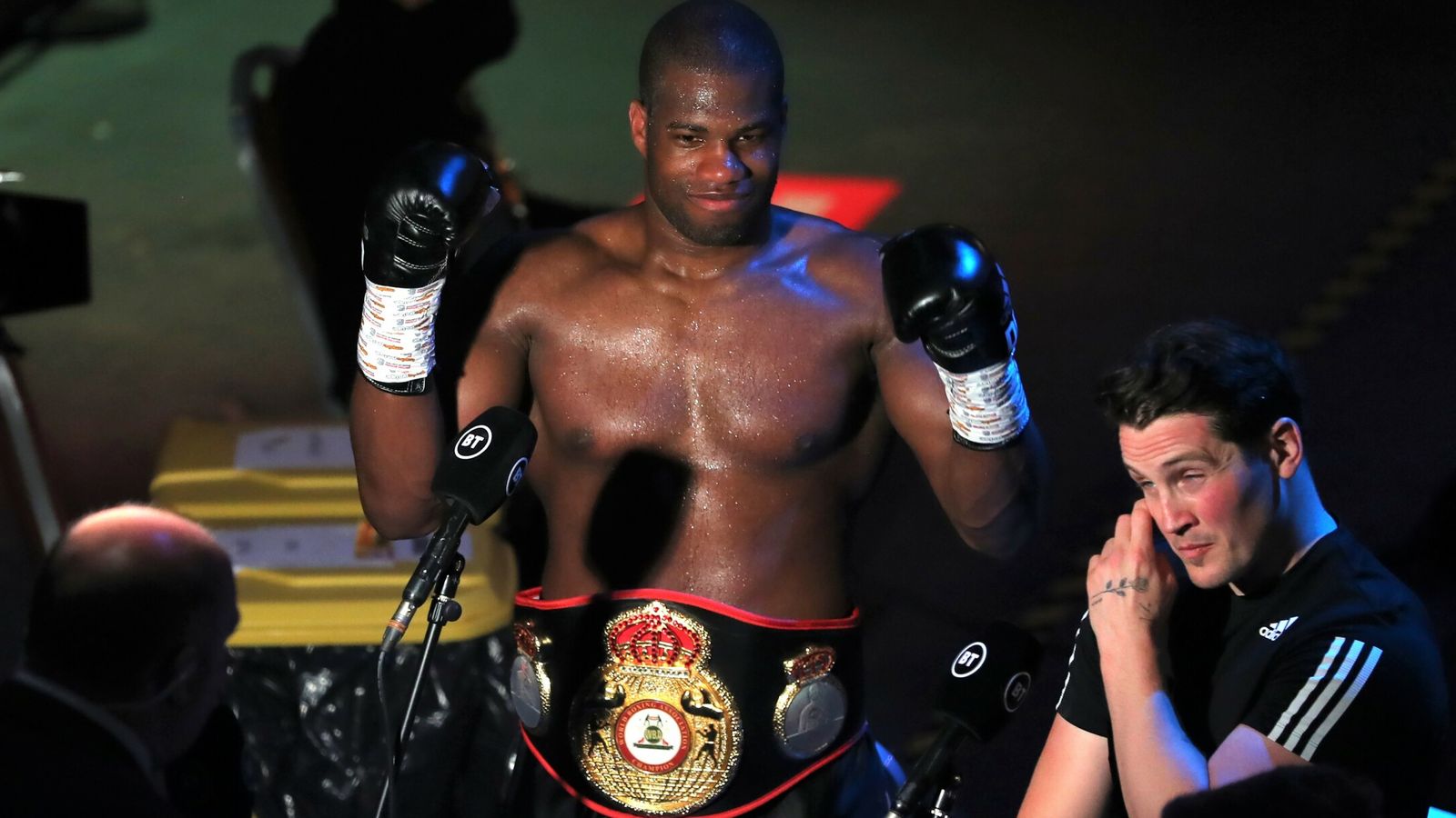 Daniel Dubois will challenge for a world heavyweight title before ...