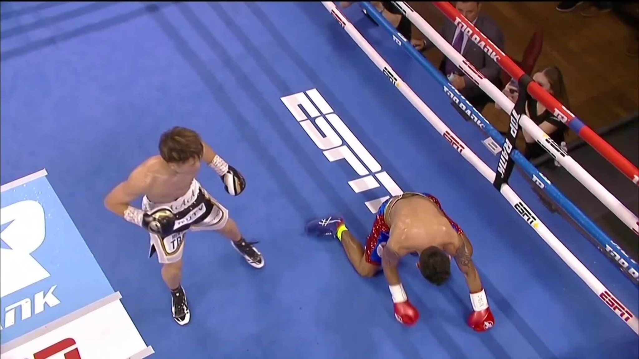 Naoya Inoue smashes Michael Dasmarinas with body shots to record KO win ...