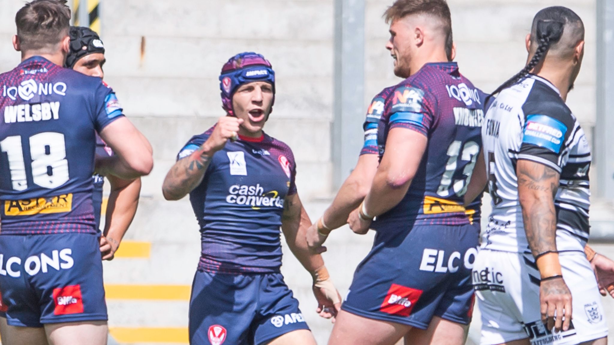 Hull FC coach Brett Hodgson has no problem with St Helens' Theo Fages ...