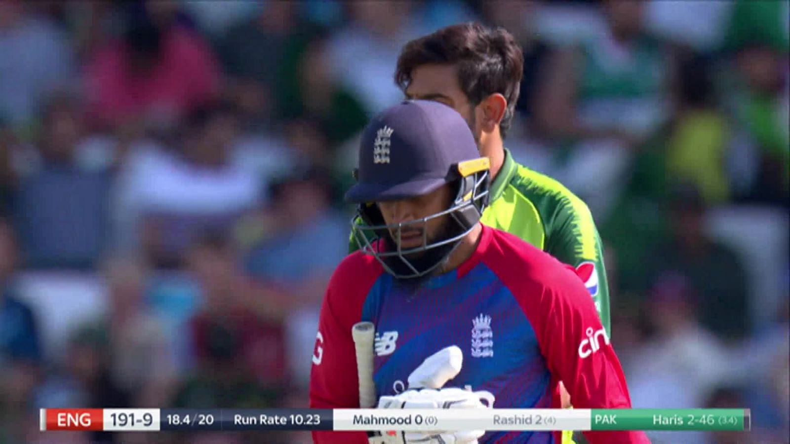Rashid is castled! | Cricket News | Sky Sports