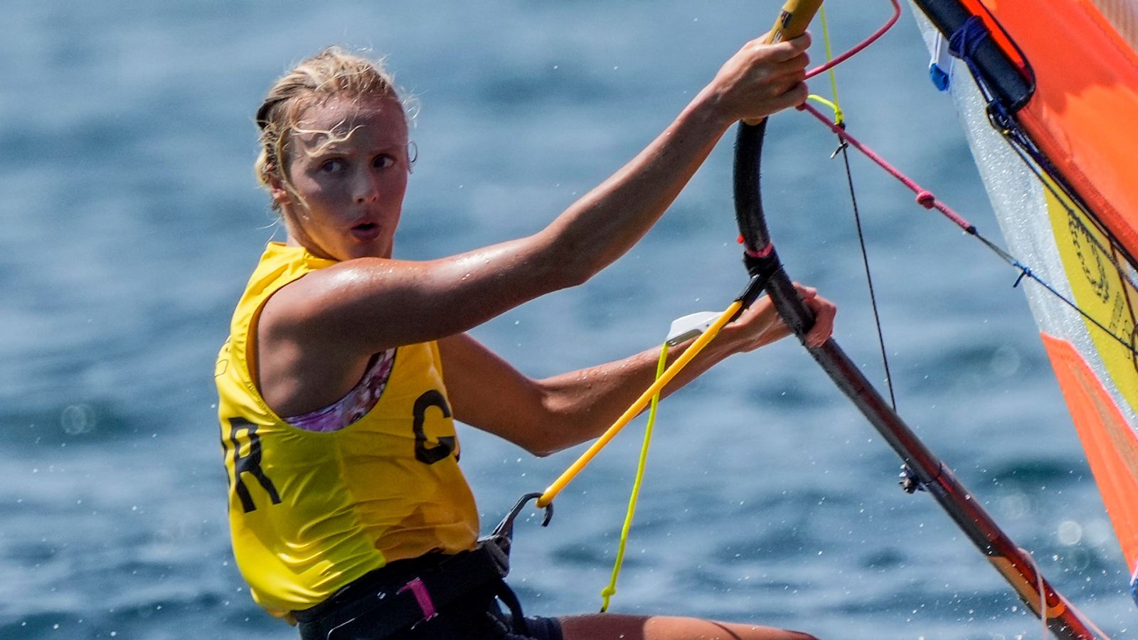 Tokyo 2020 Olympics: Emma Wilson wins windsurfing bronze for Team GB ...
