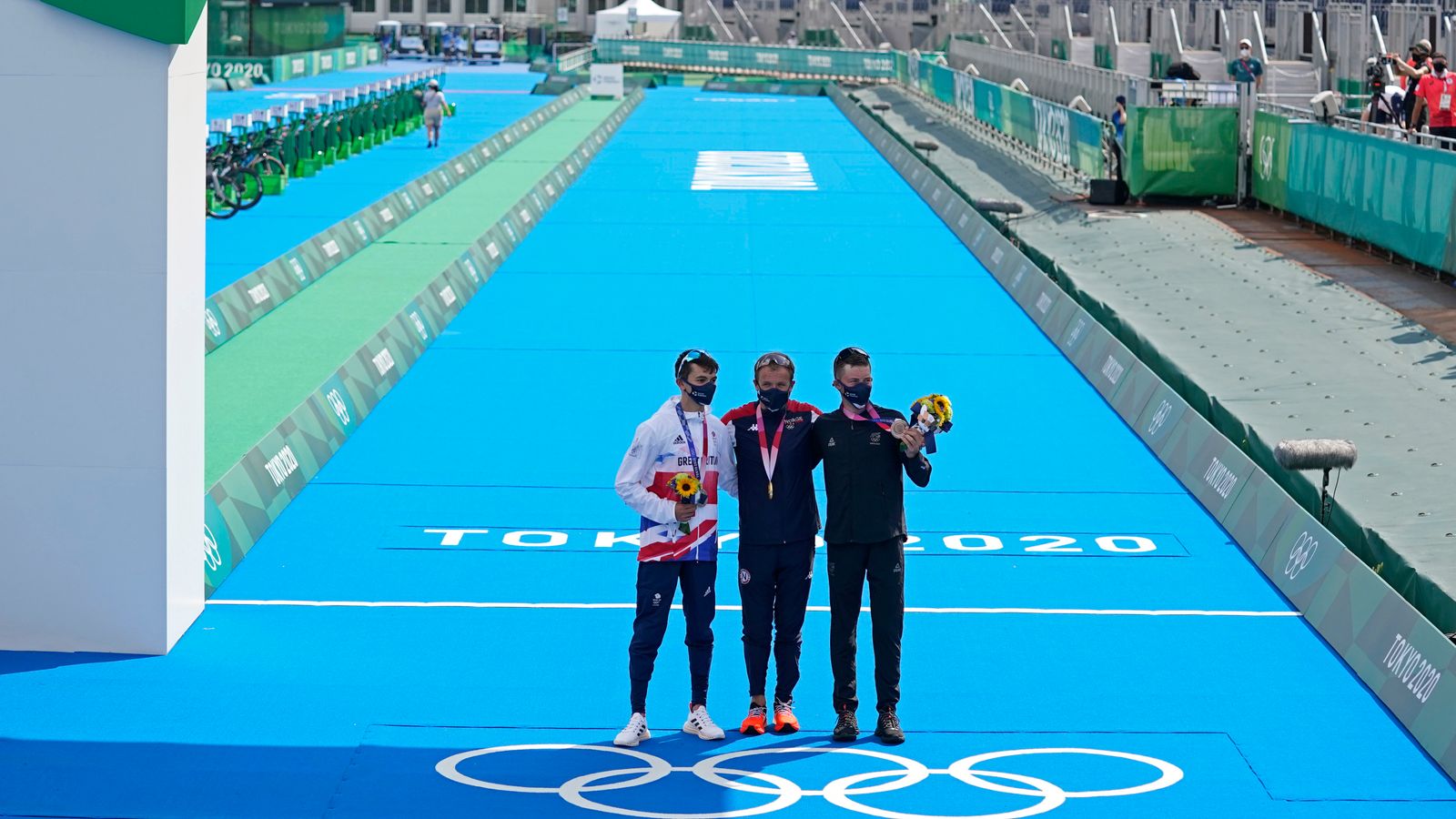 Tokyo 2020 Olympics: Team GB's Alex Yee wins triathlon silver; Jonny ...