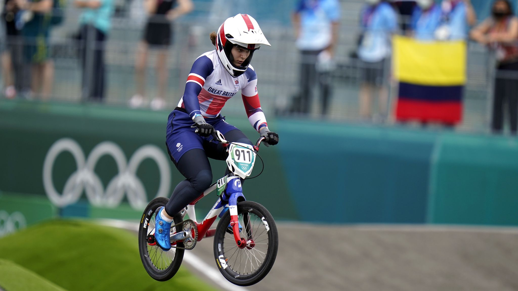 Tokyo 2020 Olympics: Beth Shriever takes Olympic gold in BMX as Kye ...