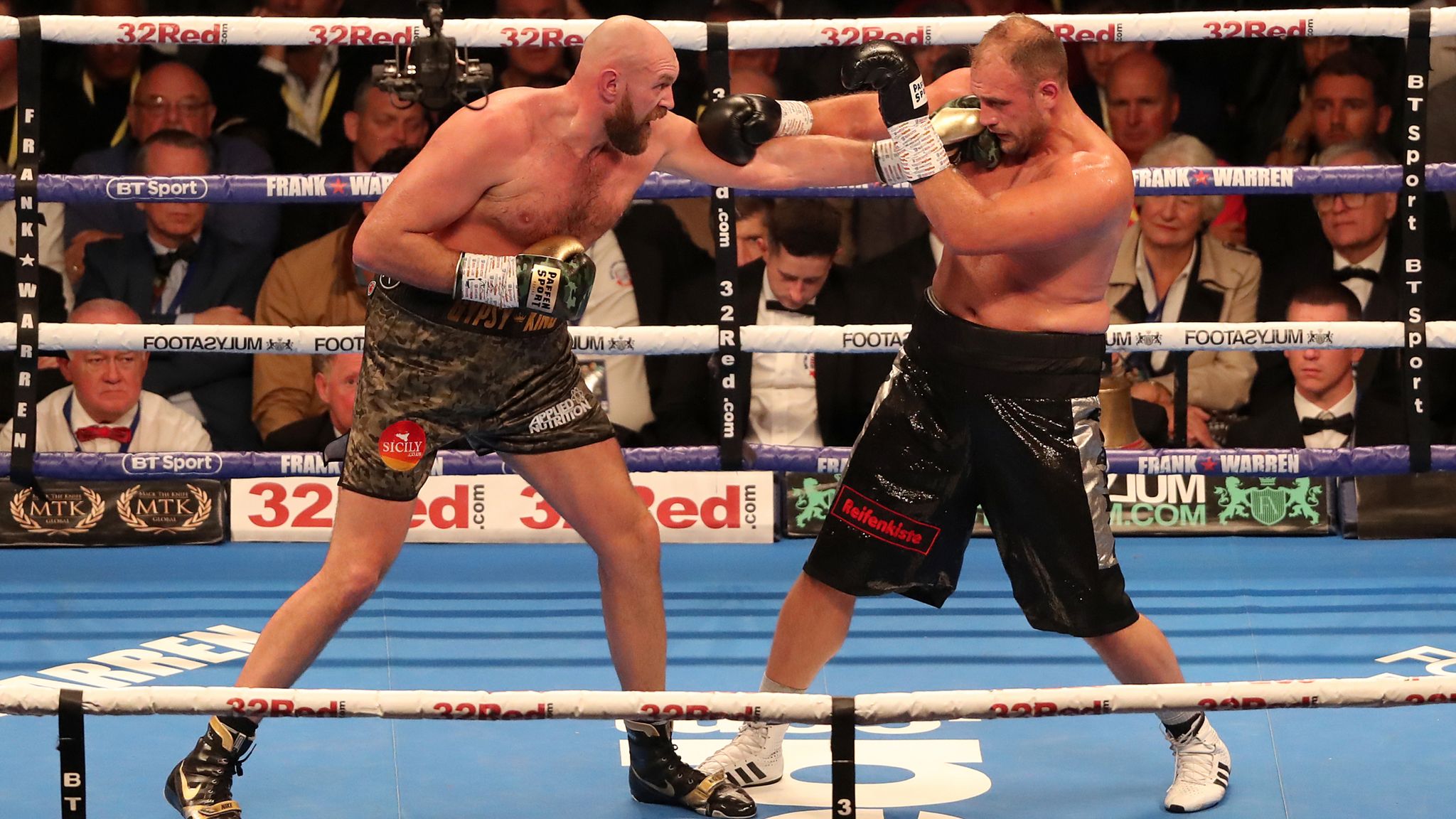 Anthony Joshua and Tyson Fury have both defeated Italian opponents on ...