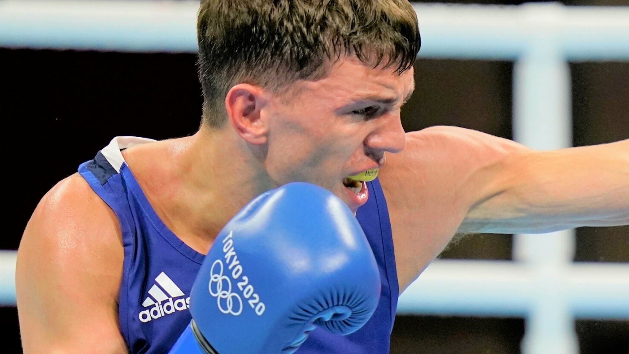 Karriss Artingstall defeated by Sena Irie but receives bronze and ...