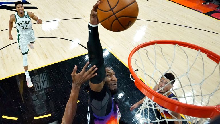 Crowder with the big-time slam! | NBA News | Sky Sports