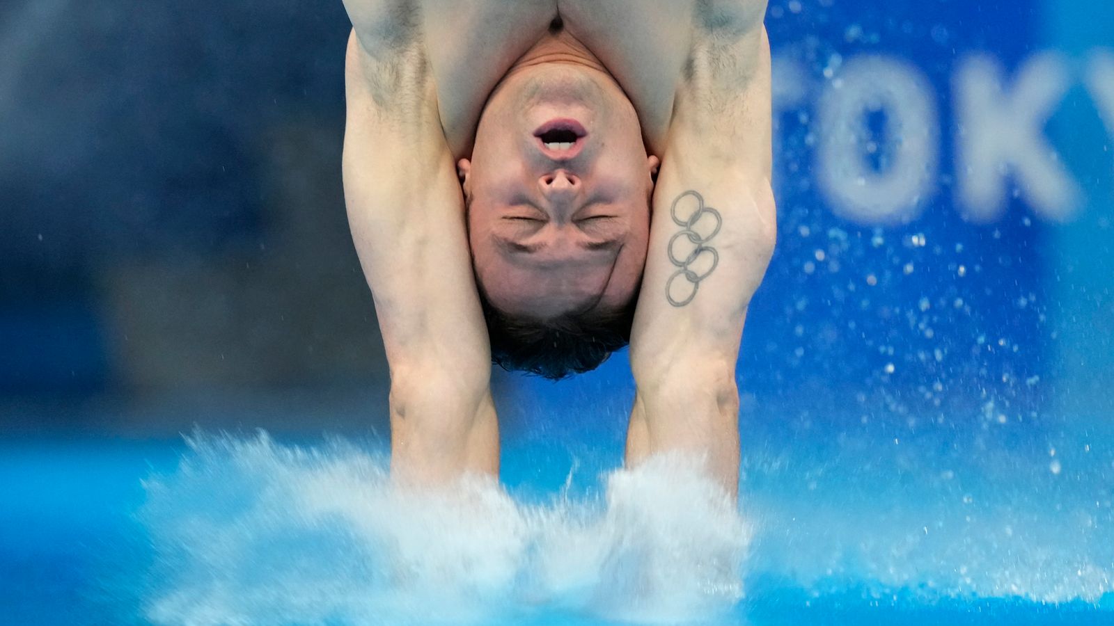 Tokyo 2020 Olympics: Tom Daley wins bronze medal in 10m individual ...