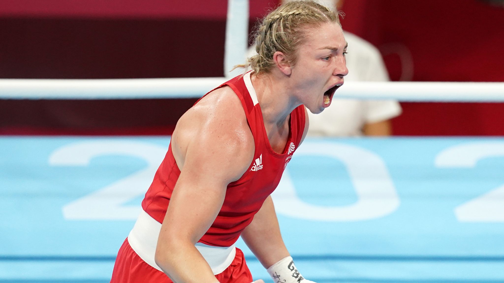 Lauren Price beat the most fearsome puncher in Olympic boxing last time ...