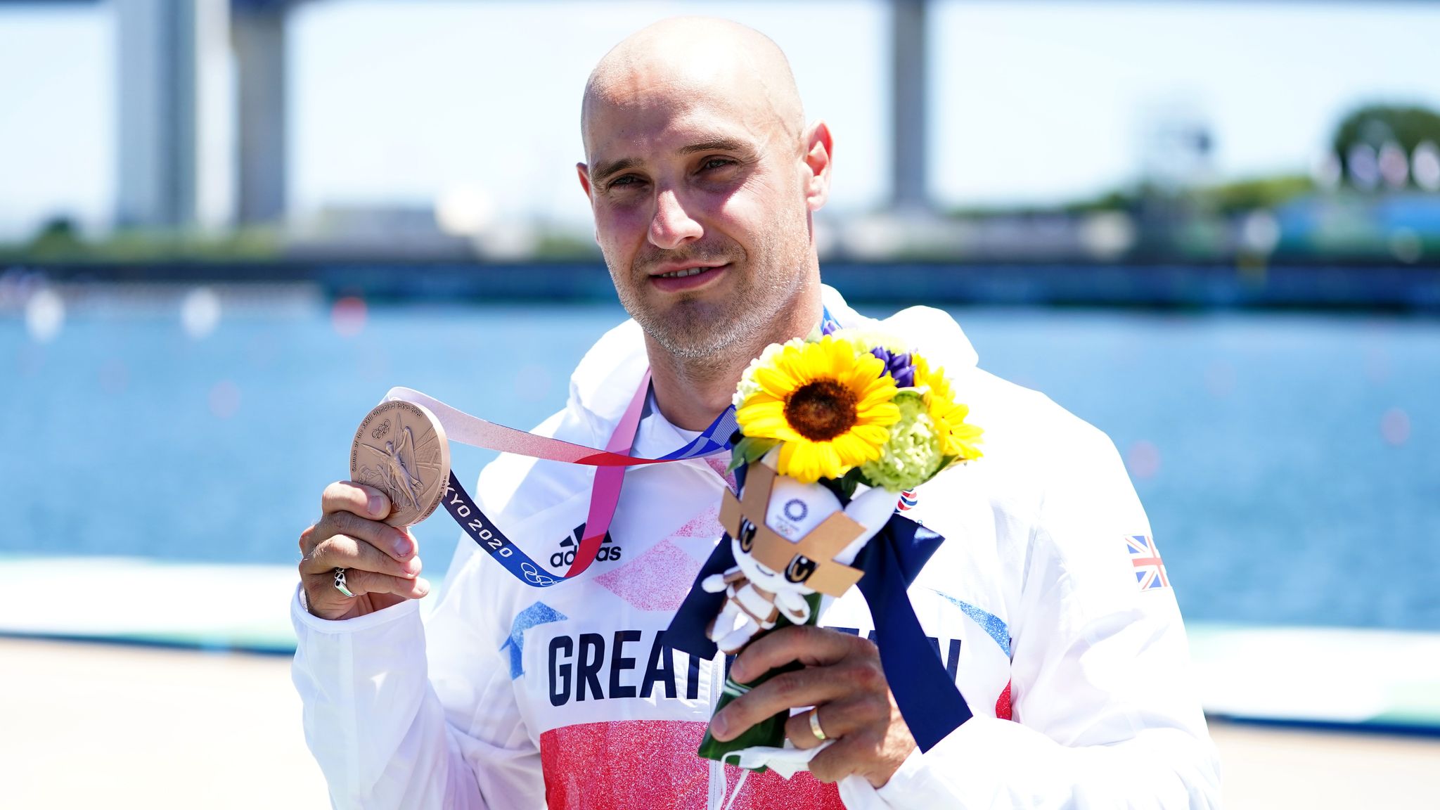 Tokyo 2020 Olympics: Liam Heath earns bronze medal in men's K1 200m ...