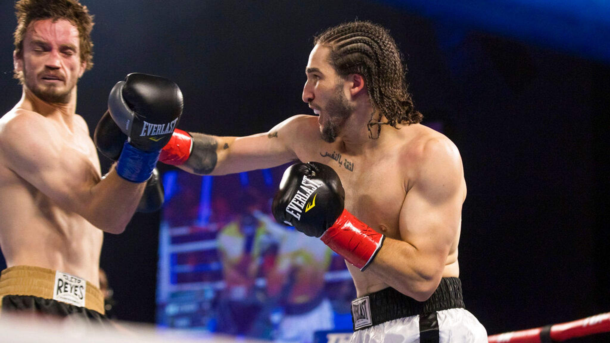 Muhammad Ali's grandson Nico Ali Walsh wins his first fight via TKO ...