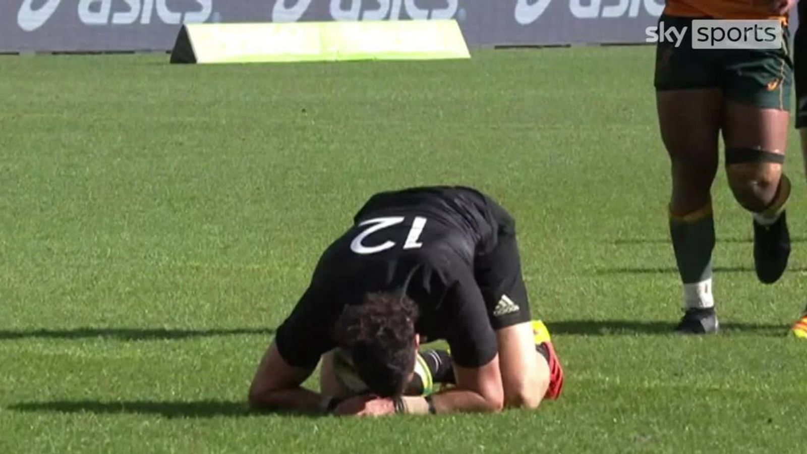 Havili scores a 70 metre intercept try | Rugby Union News | Sky Sports