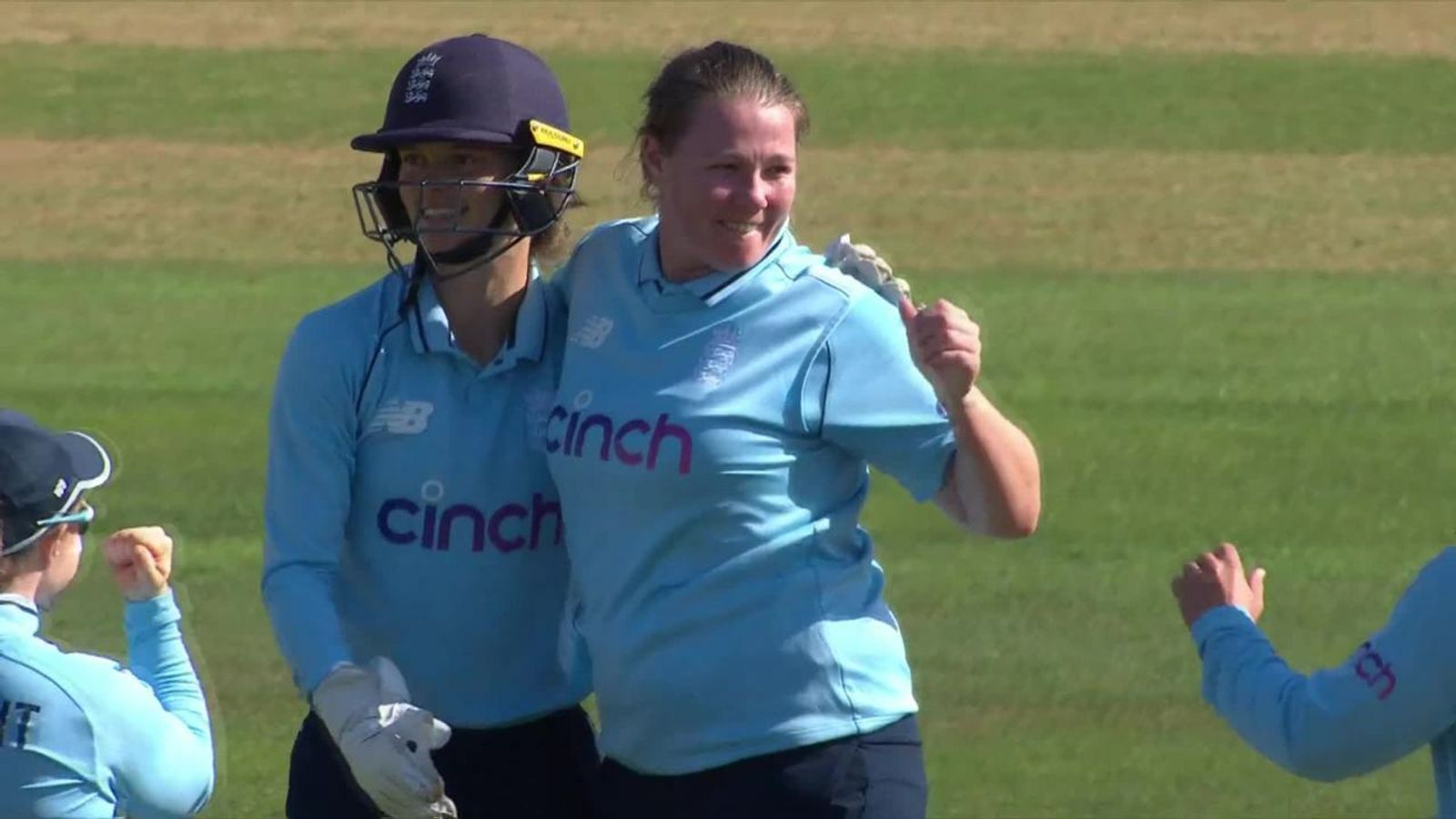 Shrubsole castles Down! | Cricket News | Sky Sports