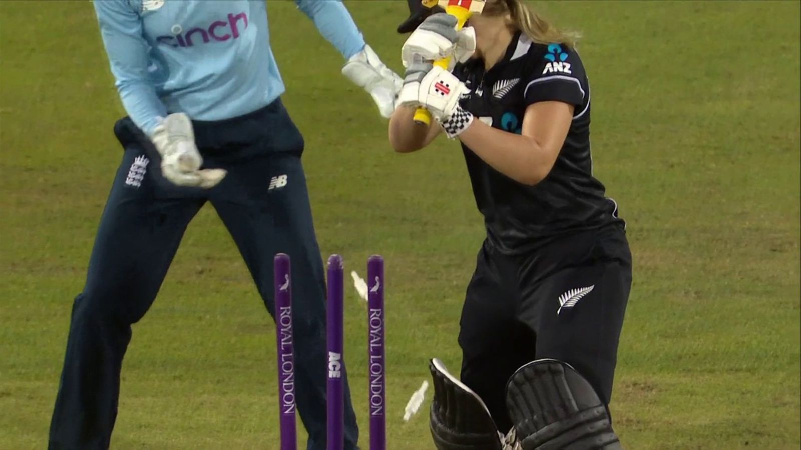 Dean gets her first ODI wicket! | Cricket News | Sky Sports