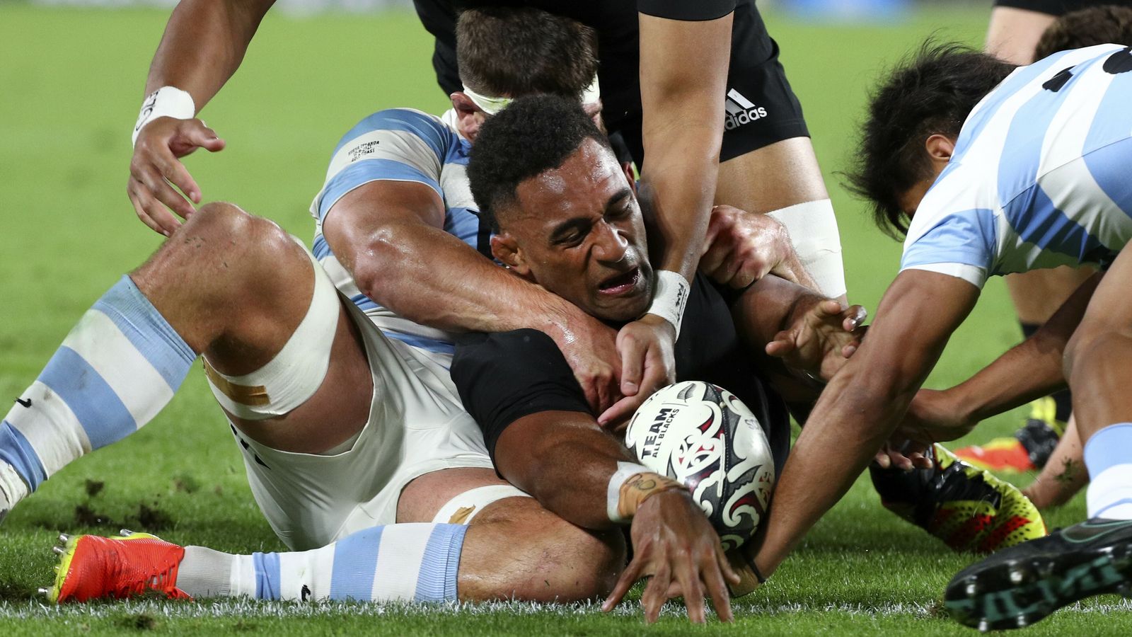 Aaron Smith: All Blacks scrum-half to miss rest of Rugby Championship ...