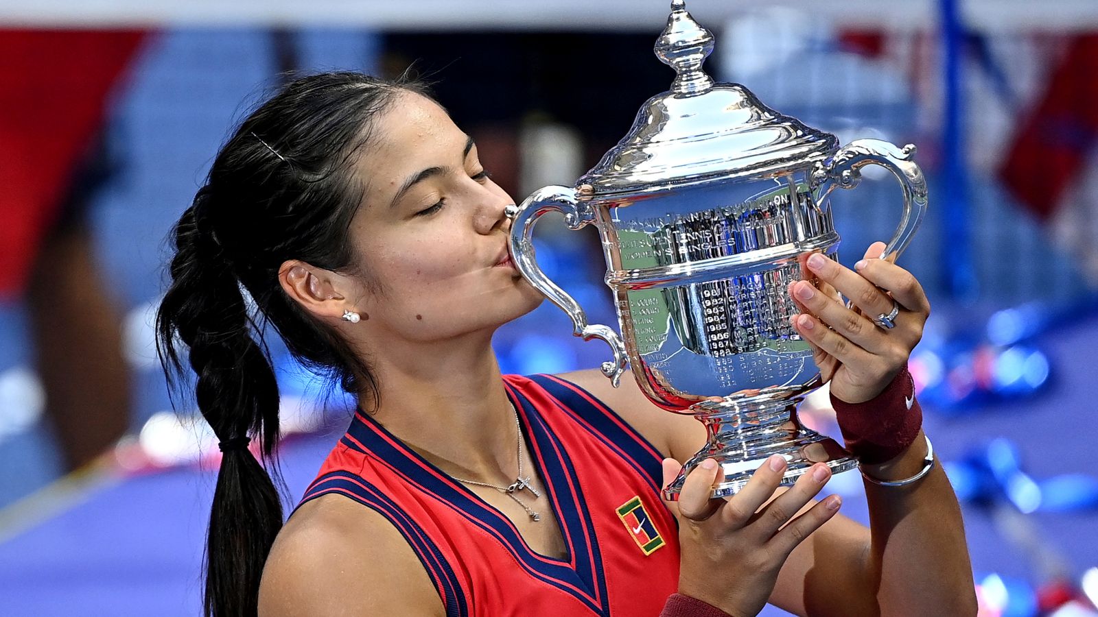 Emma Raducanu: British teenager is 'loving life' after winning the US ...