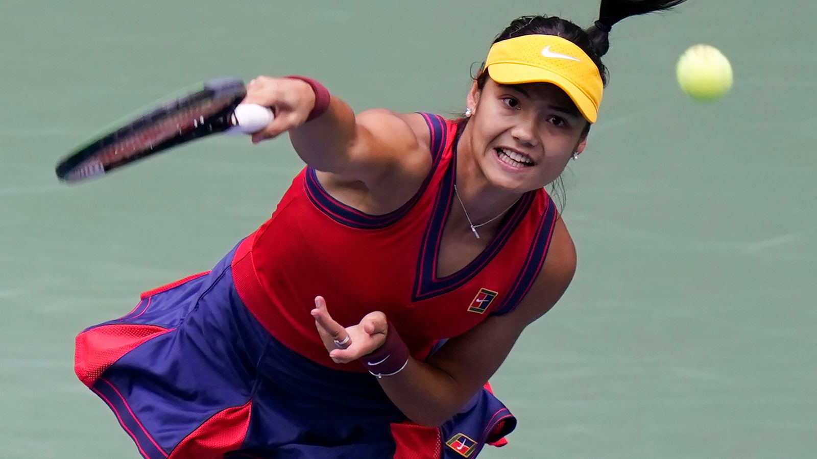 US Open 2021: Emma Raducanu beats Leylah Fernandez to win women's ...