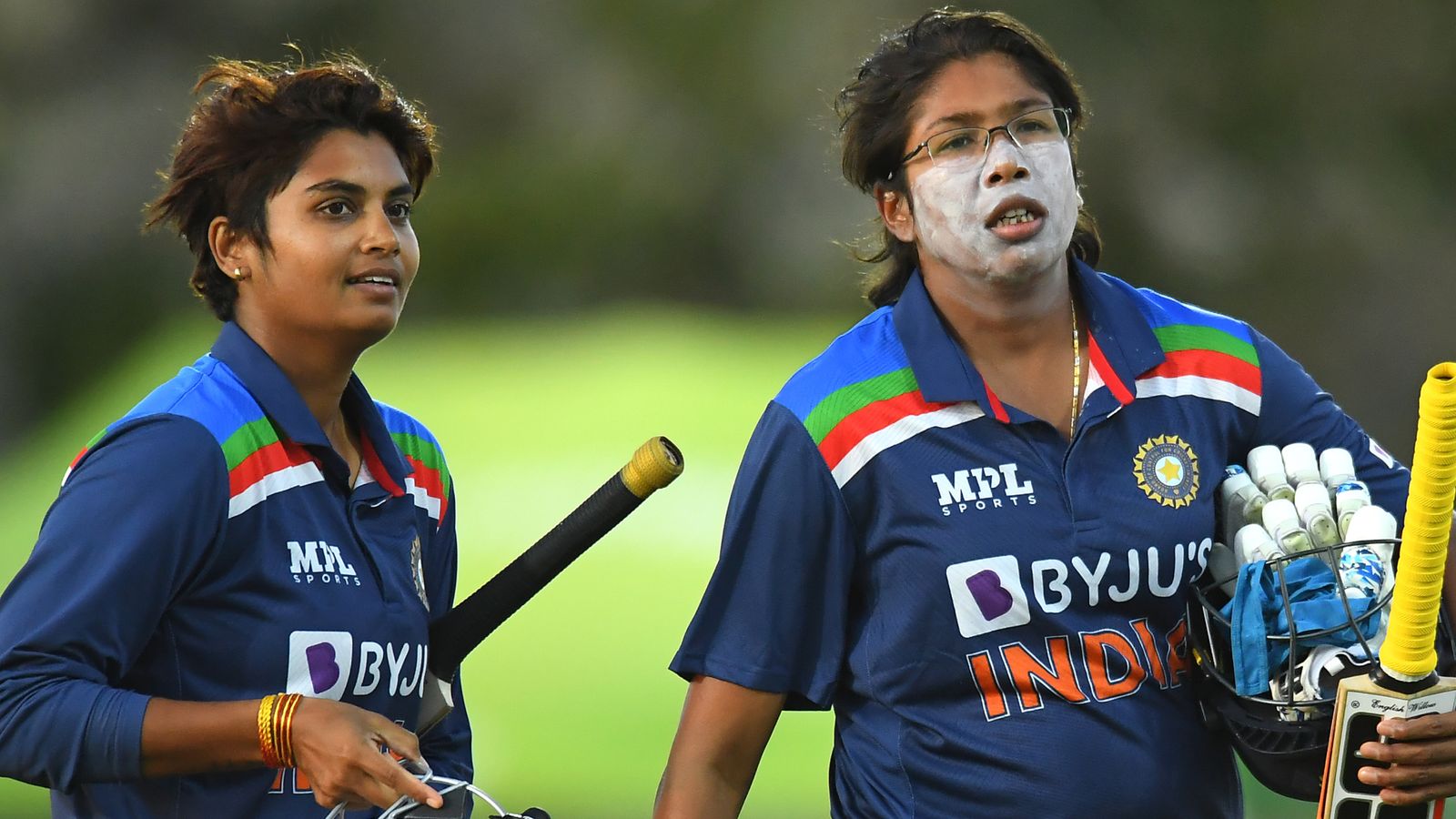 India Women end Australia's world-record 26-match winning streak in one ...
