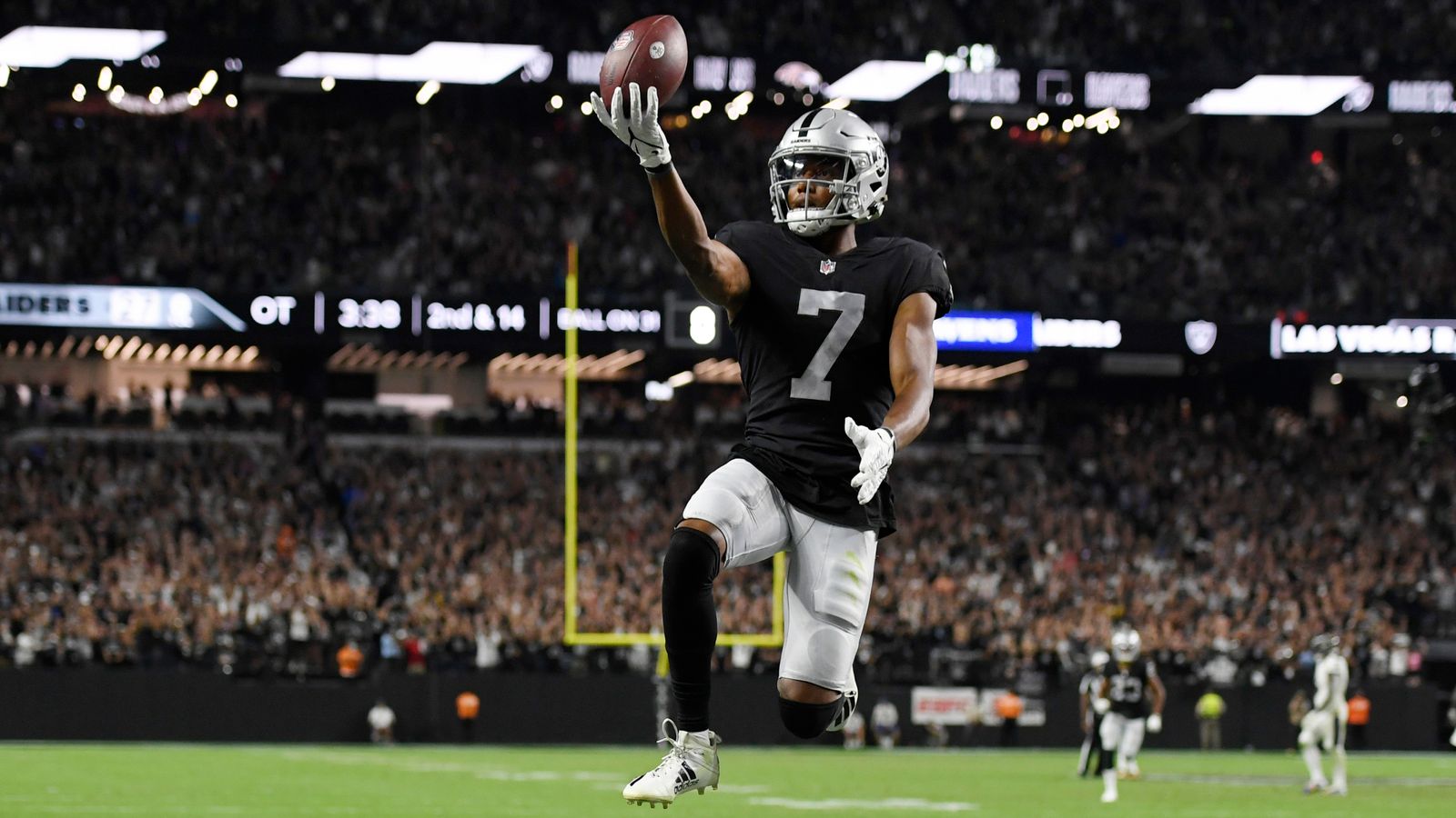 Baltimore Ravens 27-33 Las Vegas Raiders: Derek Carr's walk-off ...
