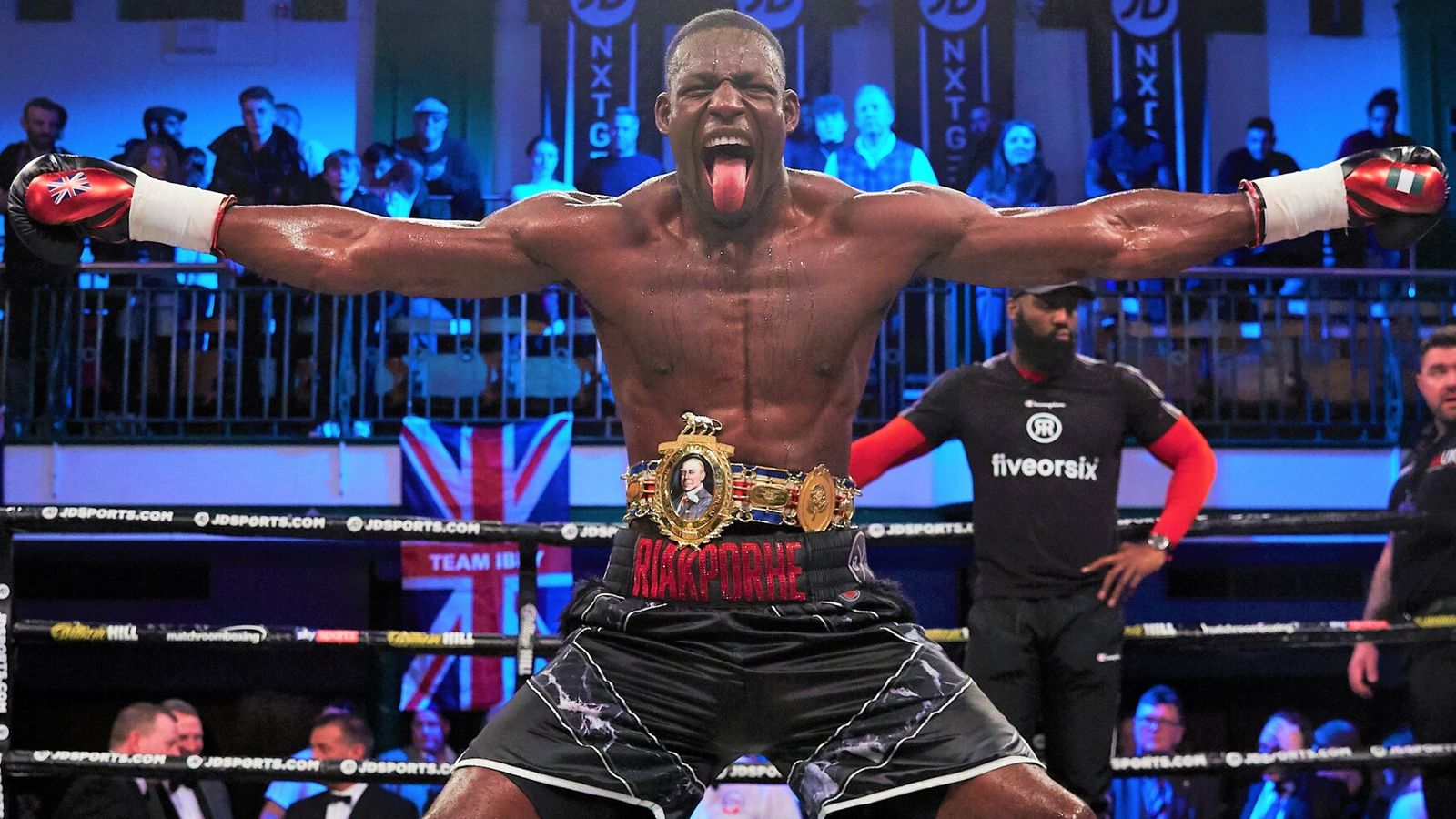 Riakporhe wins British title | Boxing News | Sky Sports