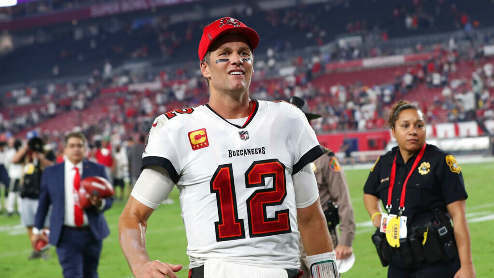 Dallas Cowboys 29-31 Tampa Bay Buccaneers: Tom Brady's Bucs open 2021 ...