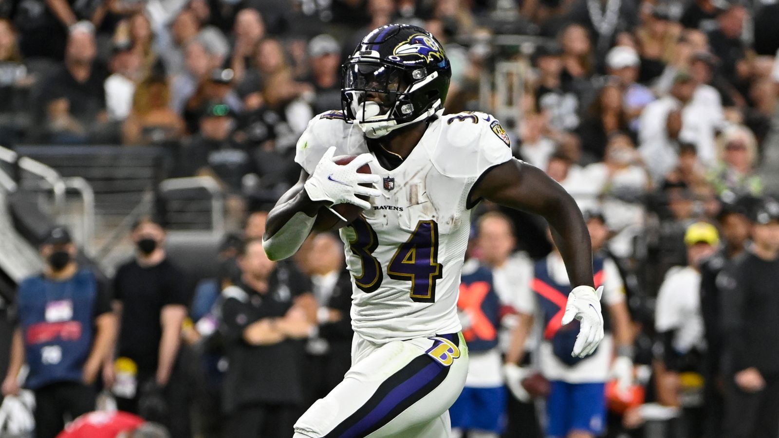 Baltimore Ravens 27-33 Las Vegas Raiders: Derek Carr's walk-off ...