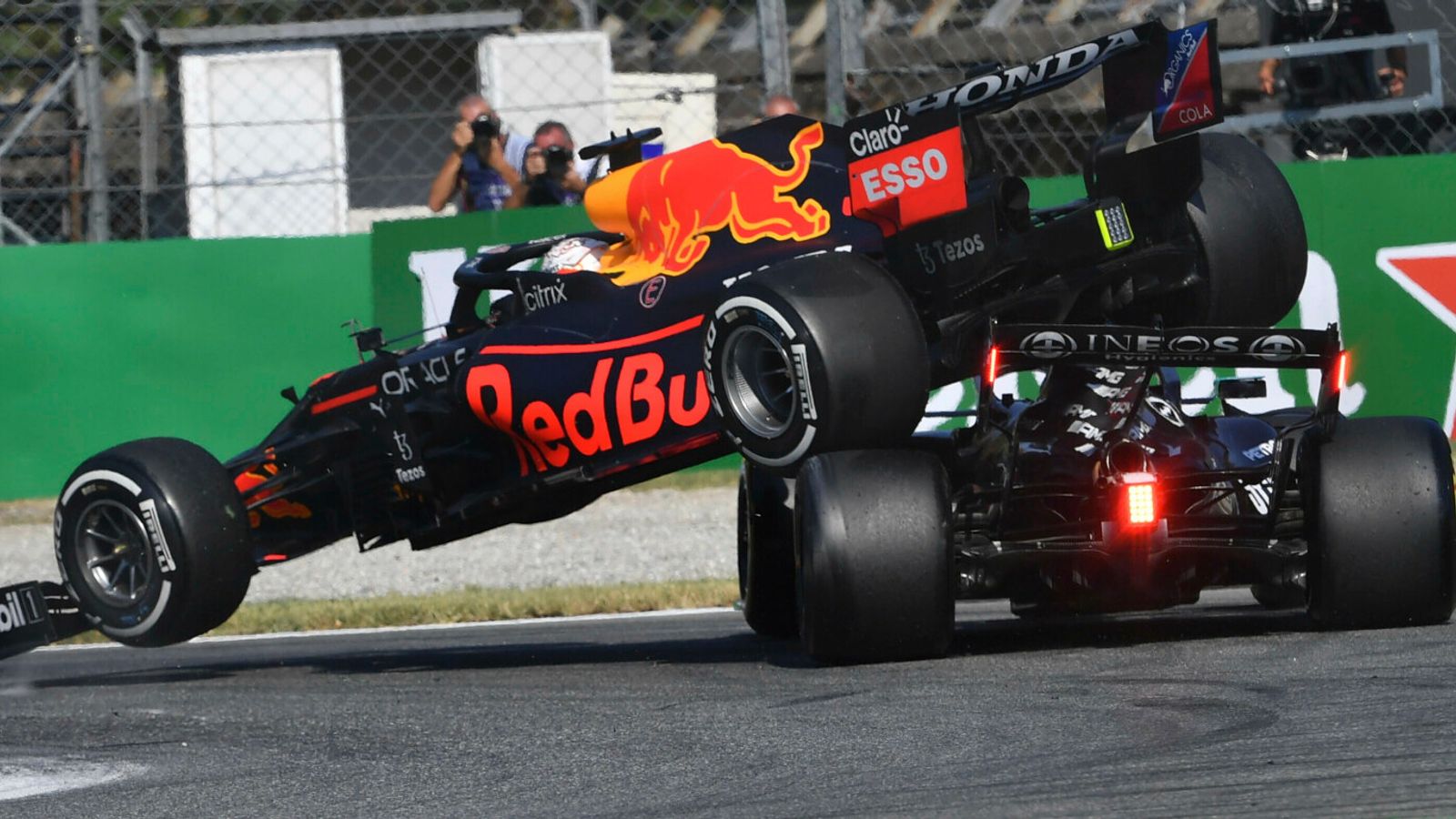 Lewis Hamilton vs Max Verstappen: Explaining the frightening F1 crash, the penalty, and how halo ...