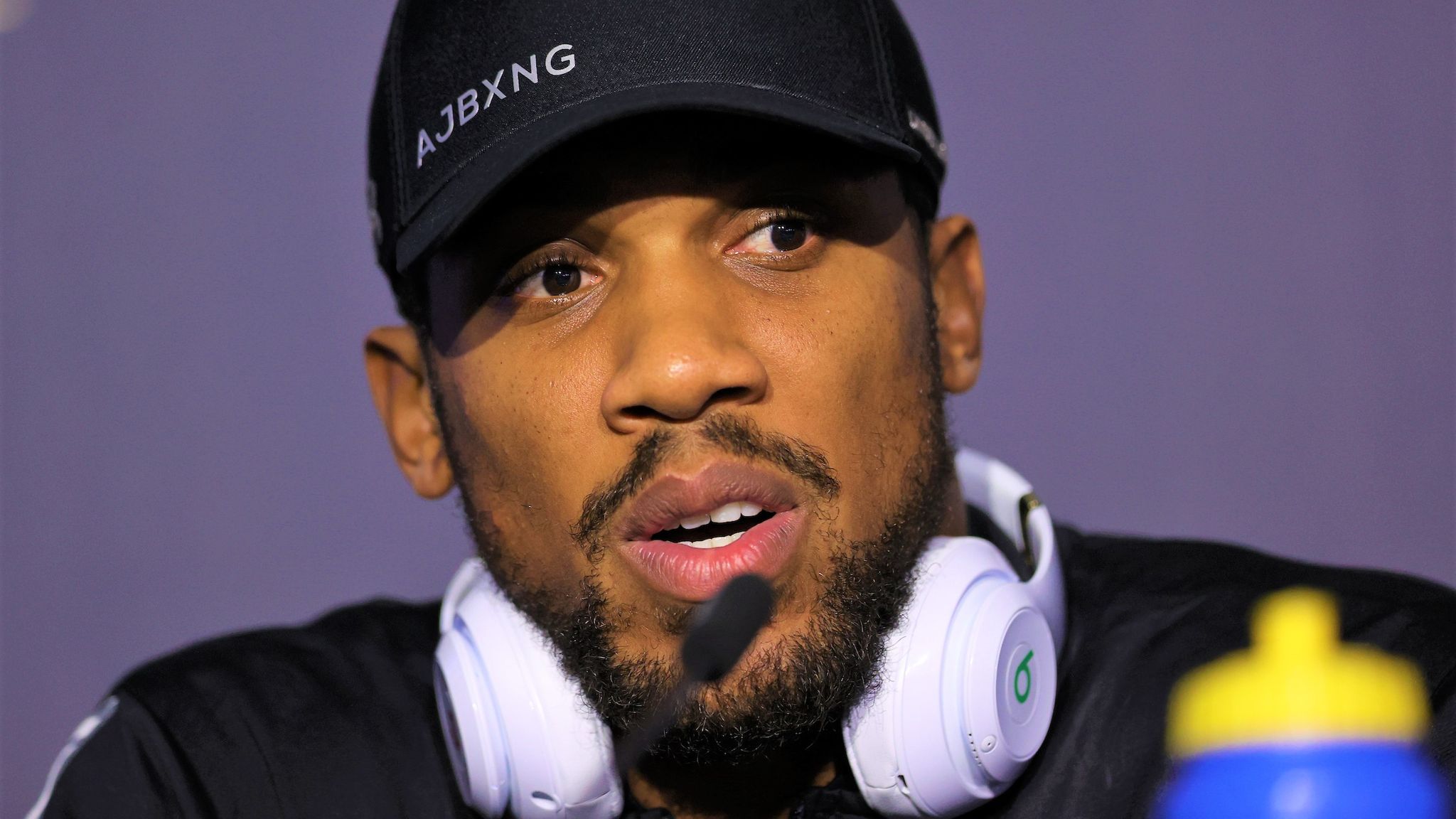 Anthony Joshua and Oleksandr Usyk go face to face for the first time ...
