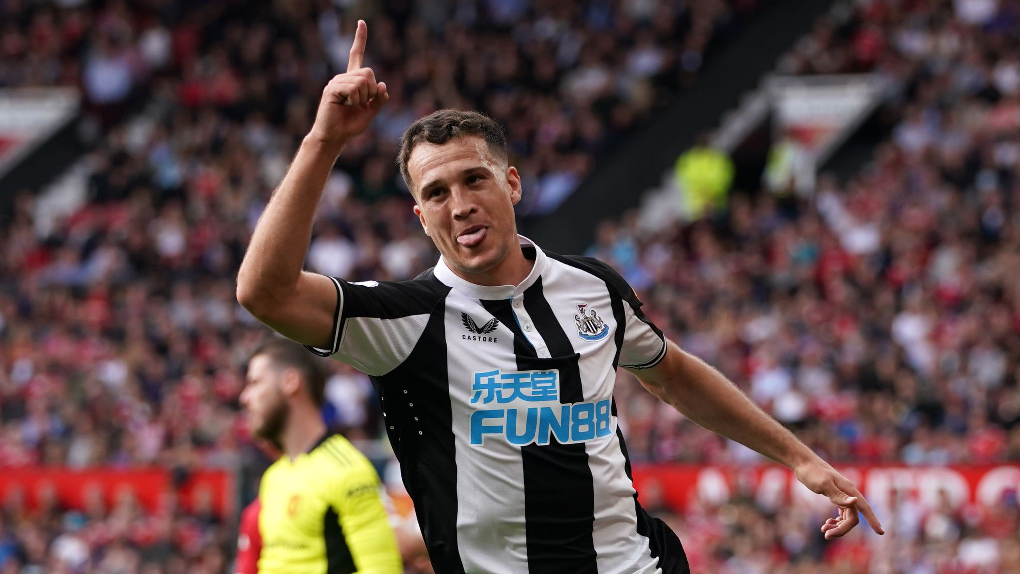 Javier Manquillo exclusive: Newcastle full-back on facing Allan Saint ...