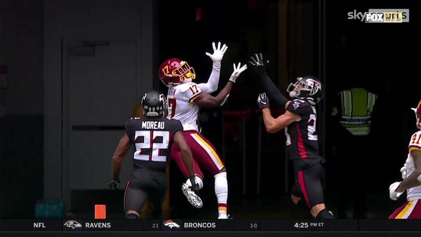 Heinicke throws 33-yard TD beauty | NFL News | Sky Sports