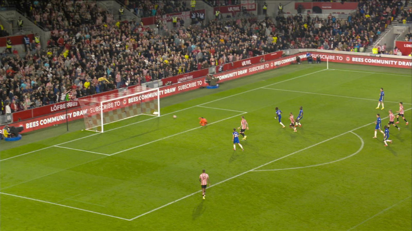 Mbeumo hits the post again! | Football News | Sky Sports