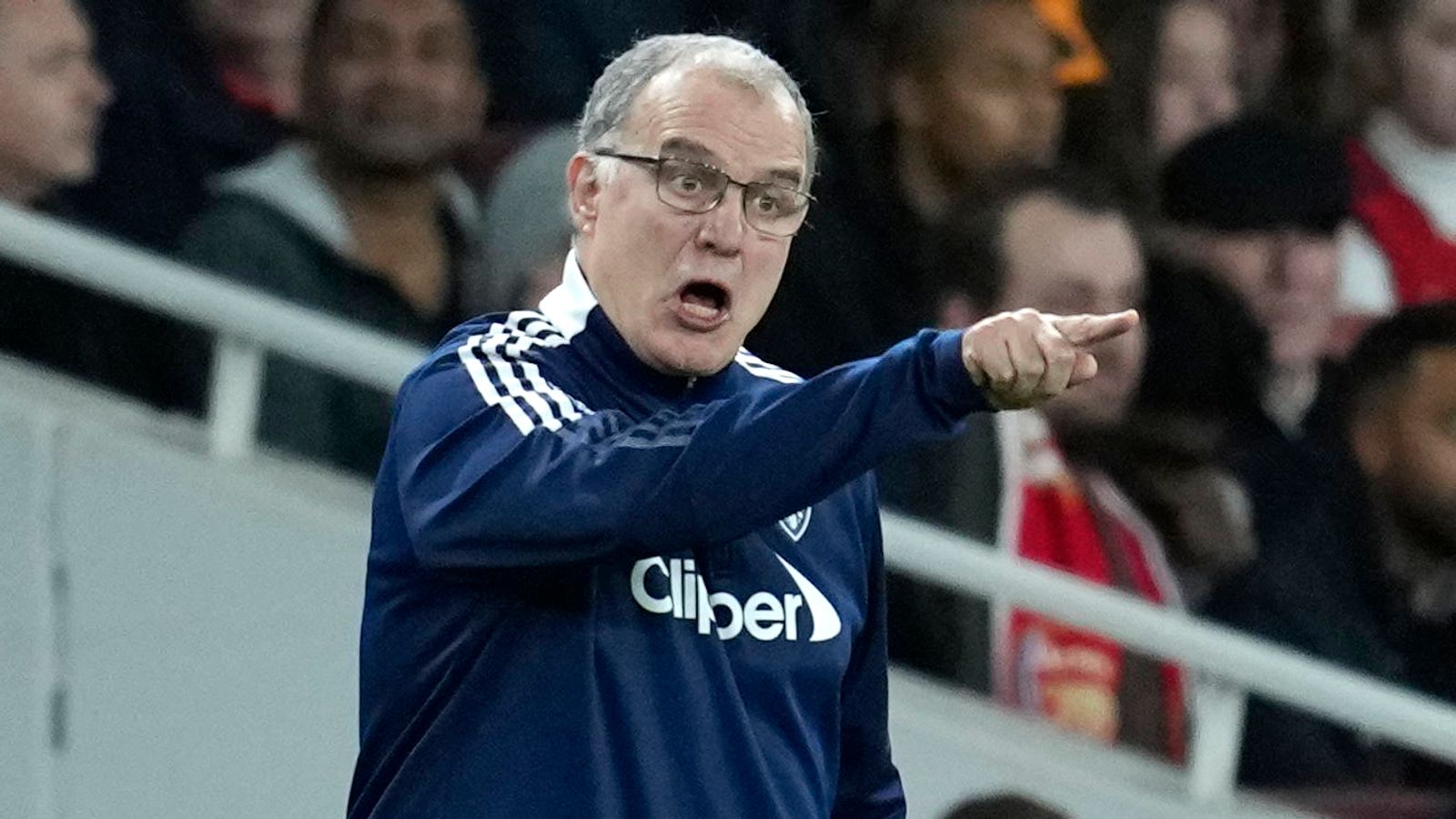 Leeds head coach Marcelo Bielsa vows to continue fighting on but ...