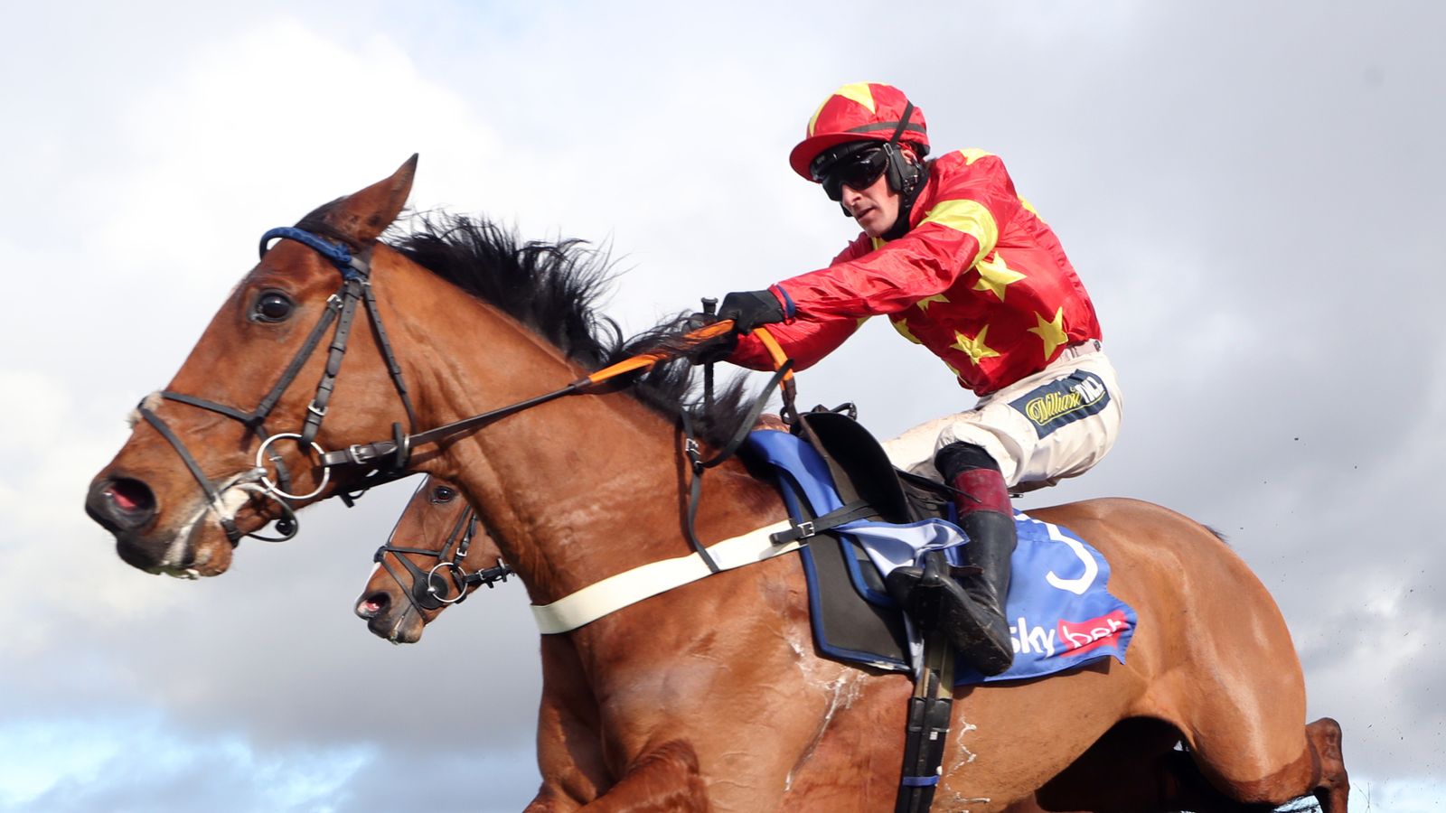 Good Boy Bobby back to winning ways at Wetherby for Nigel Twiston ...