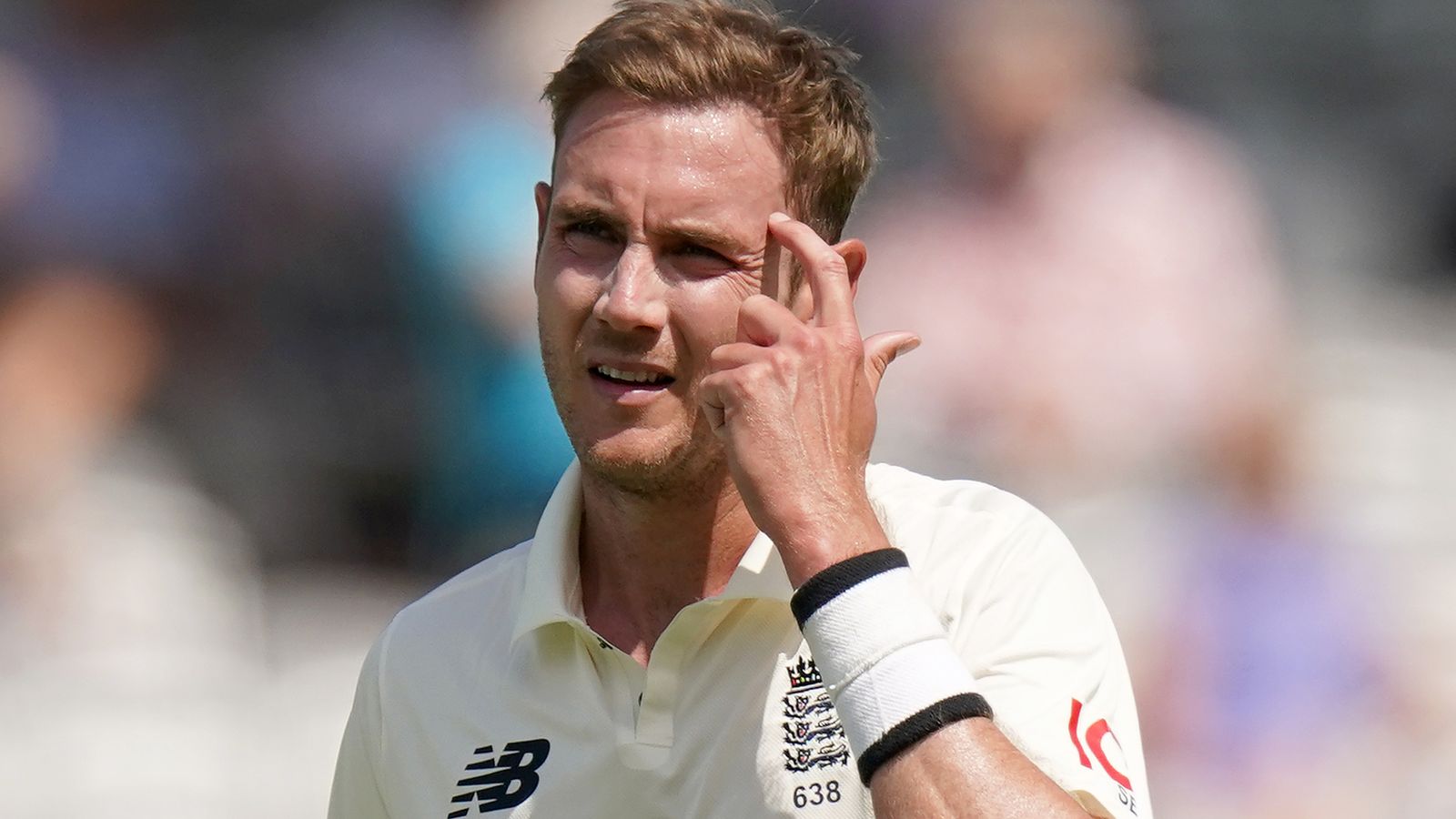Stuart Broad: England bowler says Ashes squad must avoid being ...