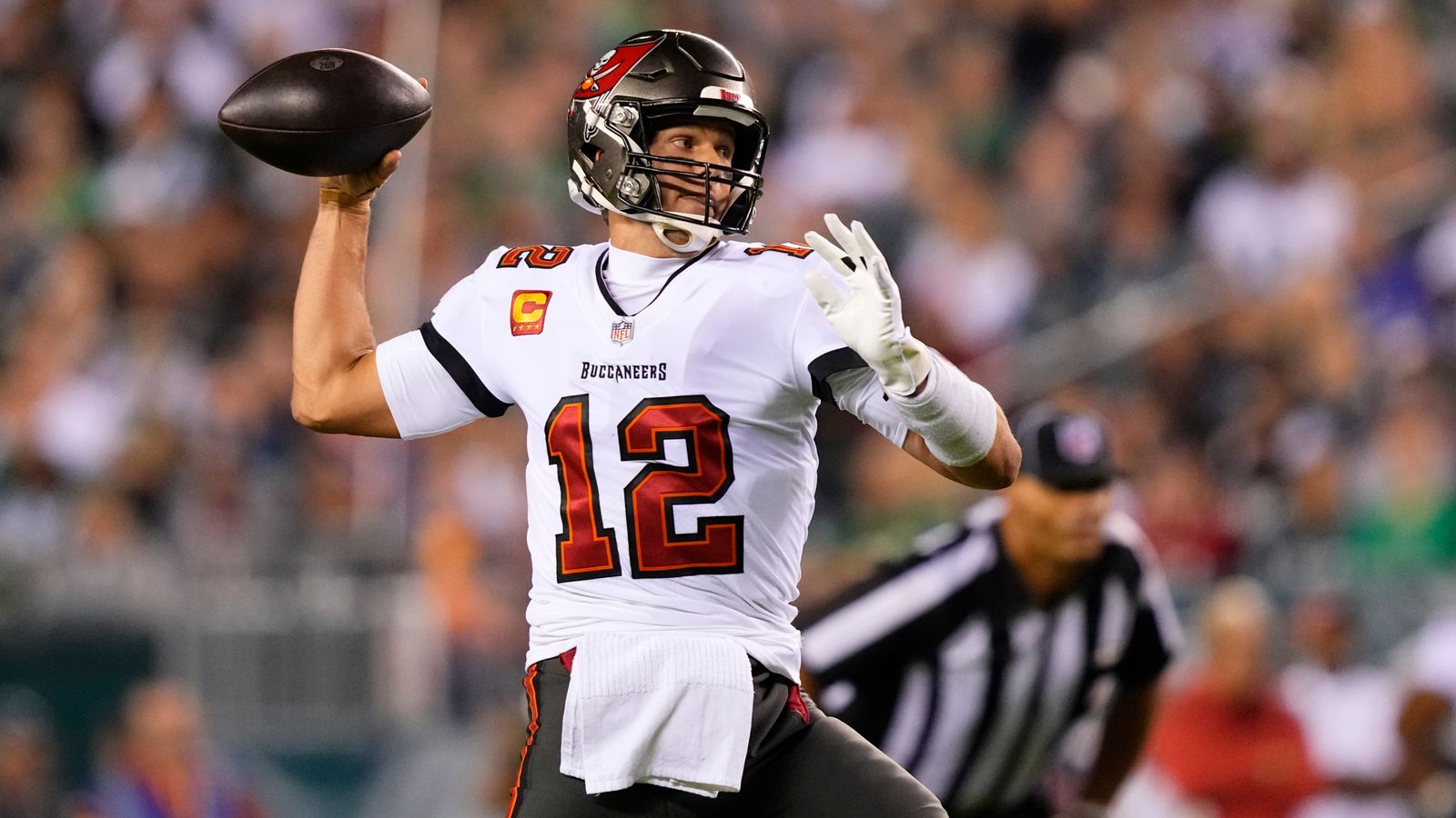 Tampa Bay Buccaneers 28-22 Philadelphia Eagles: Tom Brady and the Bucs ...