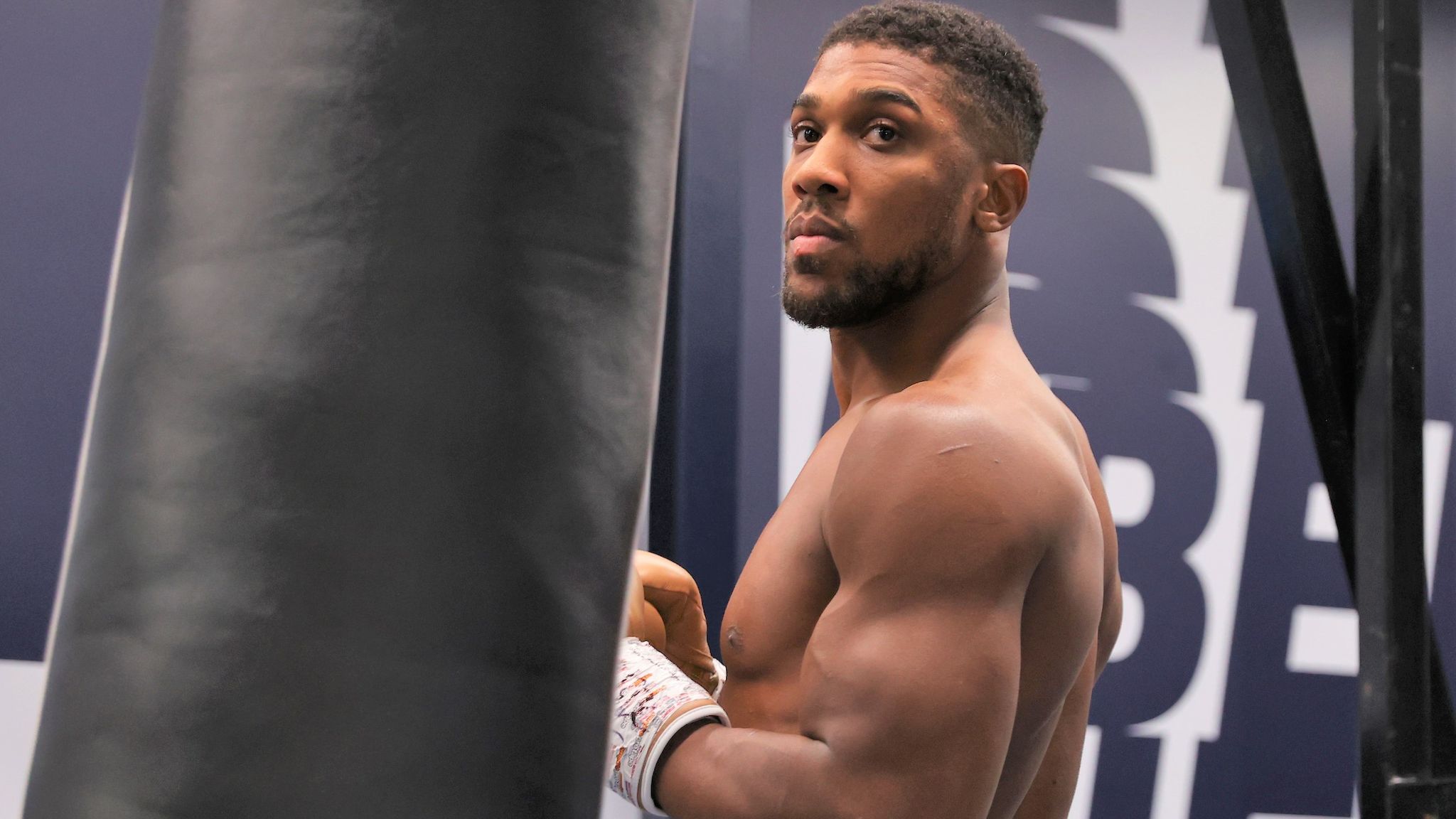 Anthony Joshua wanted 'new teaching' from coaches in America but has ...