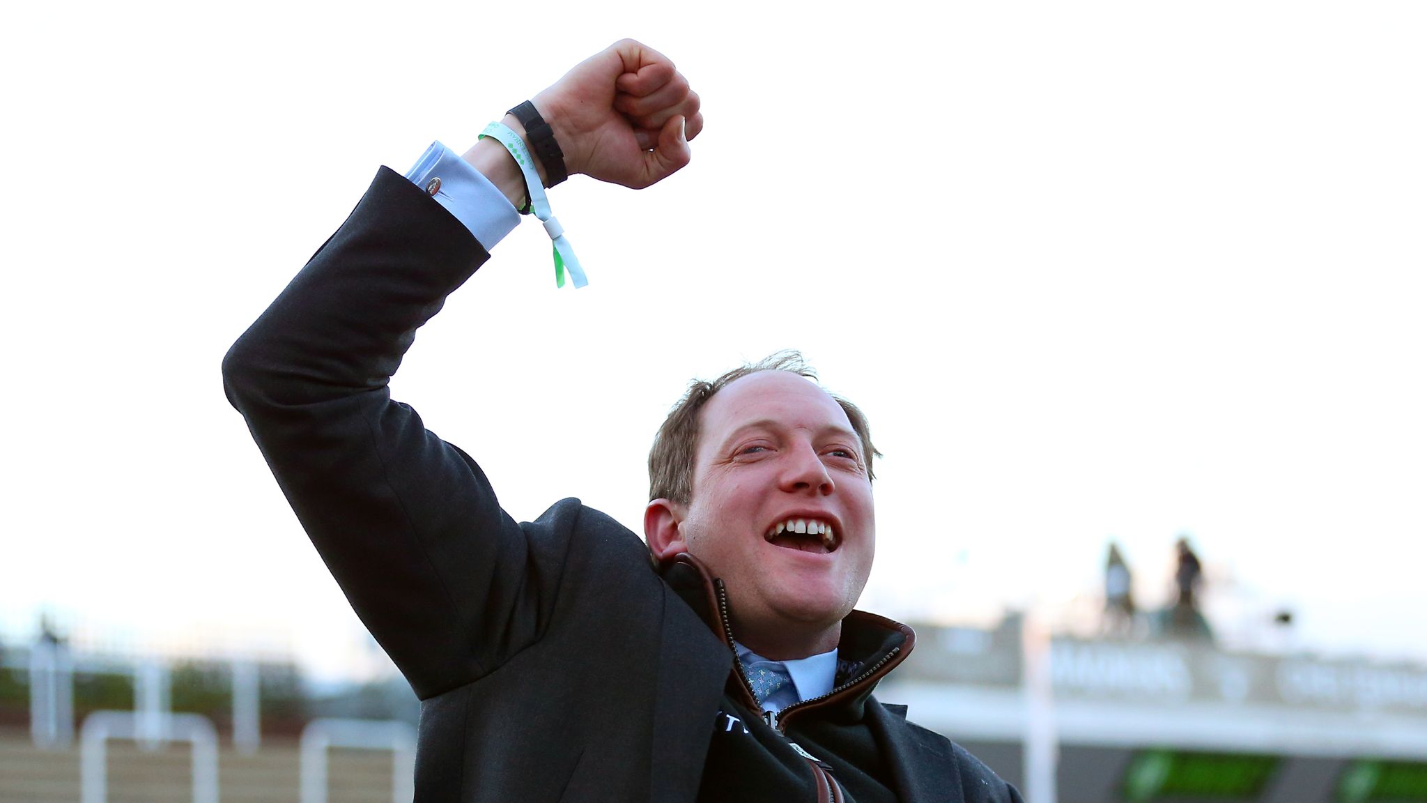 Ben Pauling in flying form at new yard on golf course as trainer ...