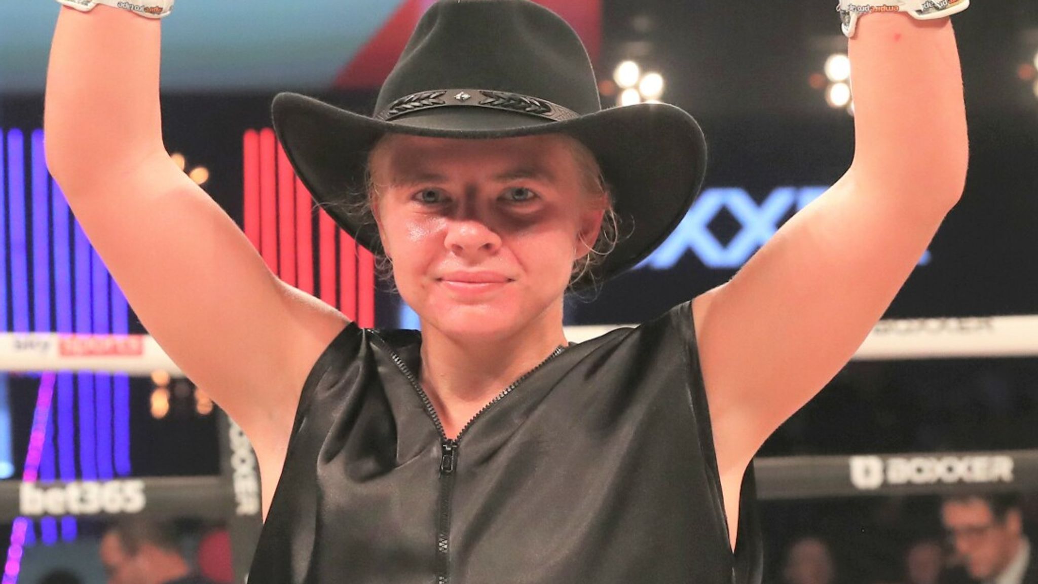 Ebonie Jones produced a fiery points win over Vaida Masiokaite on her ...