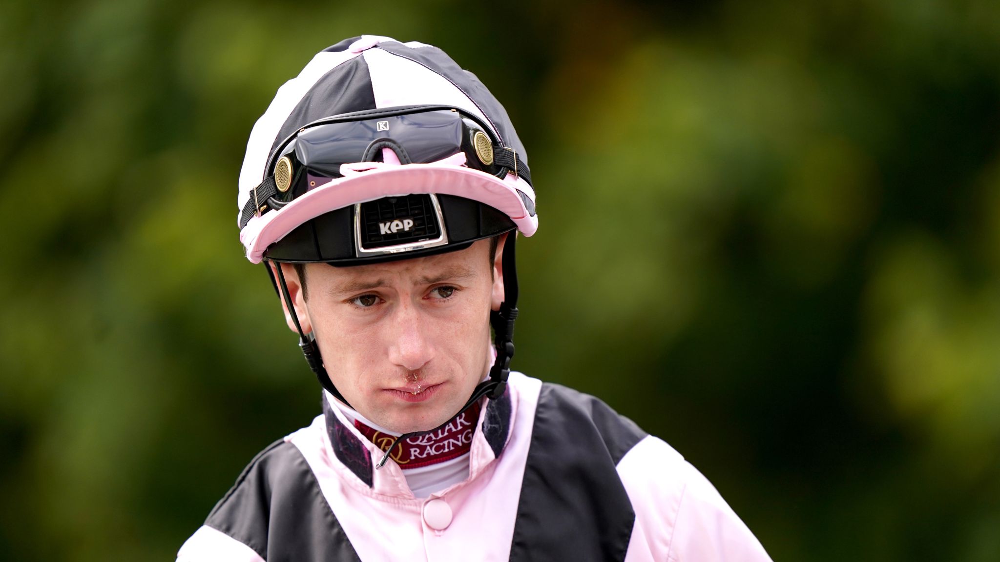 Oisin Murphy: Champion jockey says 'he must not turn to alcohol on bad ...
